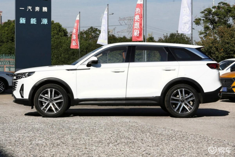 全新LOGO，造型升级，新款奔腾T77/T99或年内上市_易车