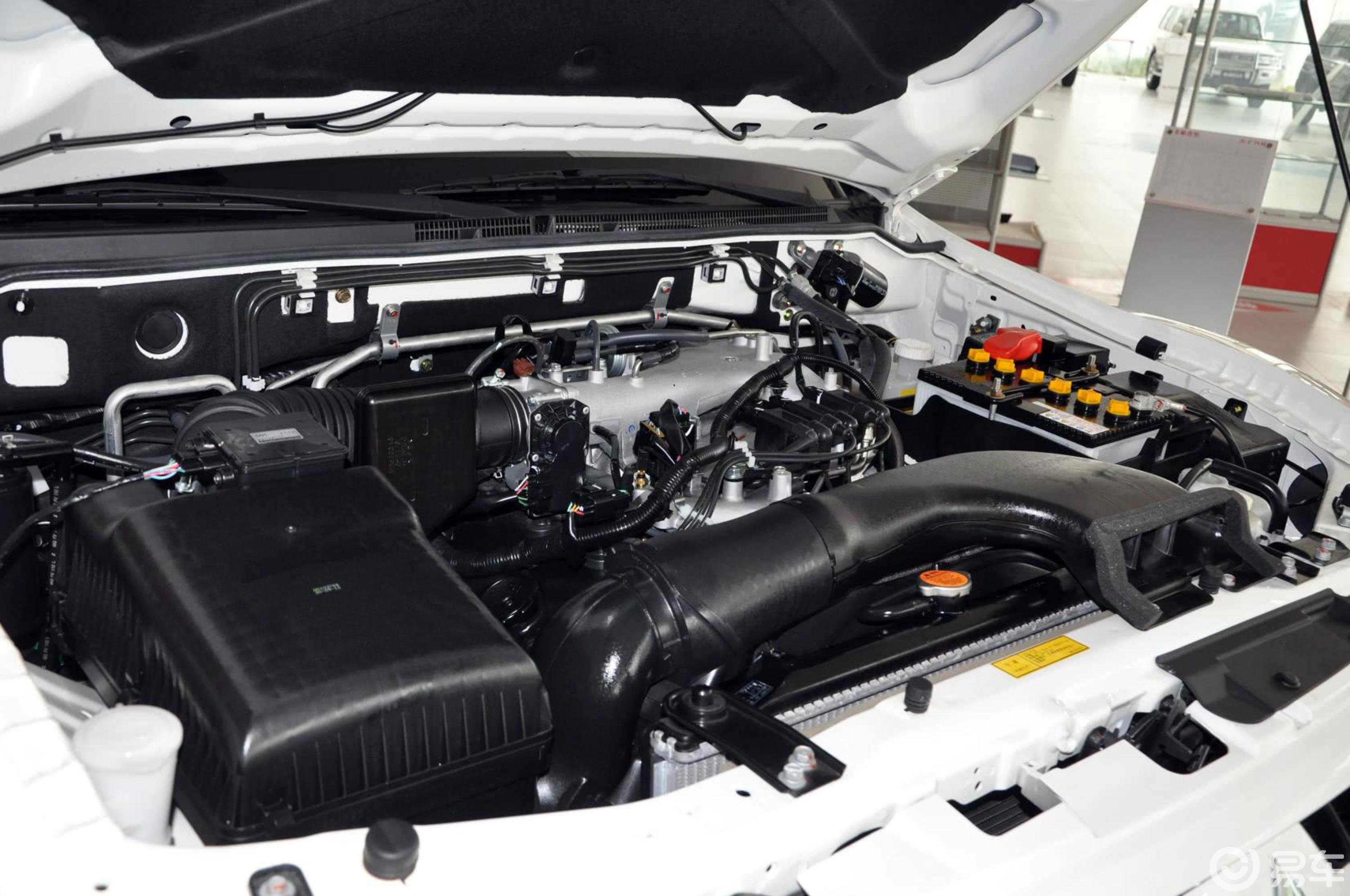 【帕杰罗V73 3.0 GLX AT内饰图片-汽车图片大全】-易车