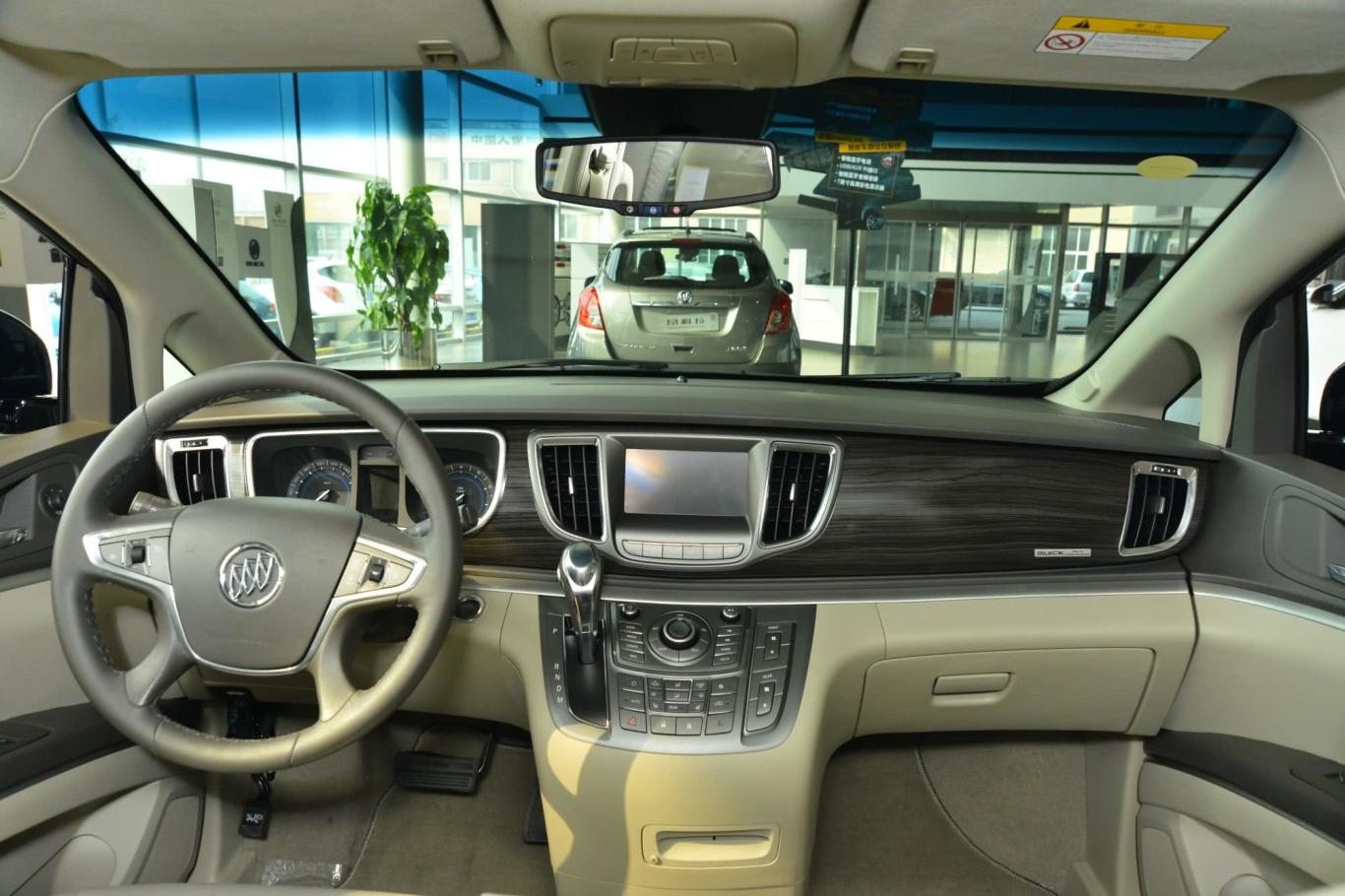 【别克GL83.0L GT豪雅版内饰全景正拍图片-汽车图片大全】-易车