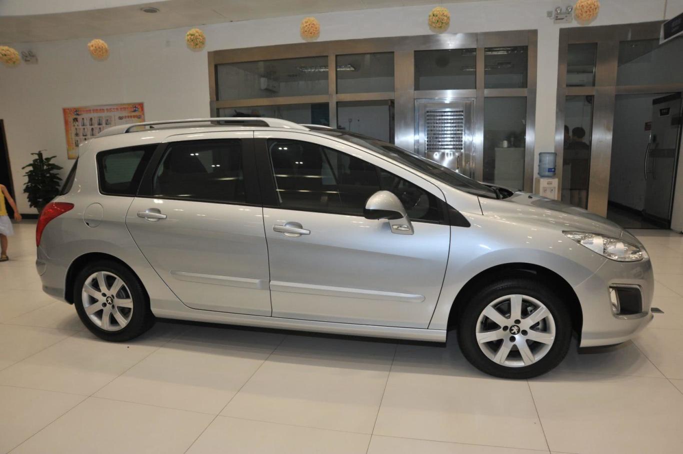 【标致308(进口)SW 1.6T 自动 时尚型正侧车头向右水平图片-汽车图片大全】-易车