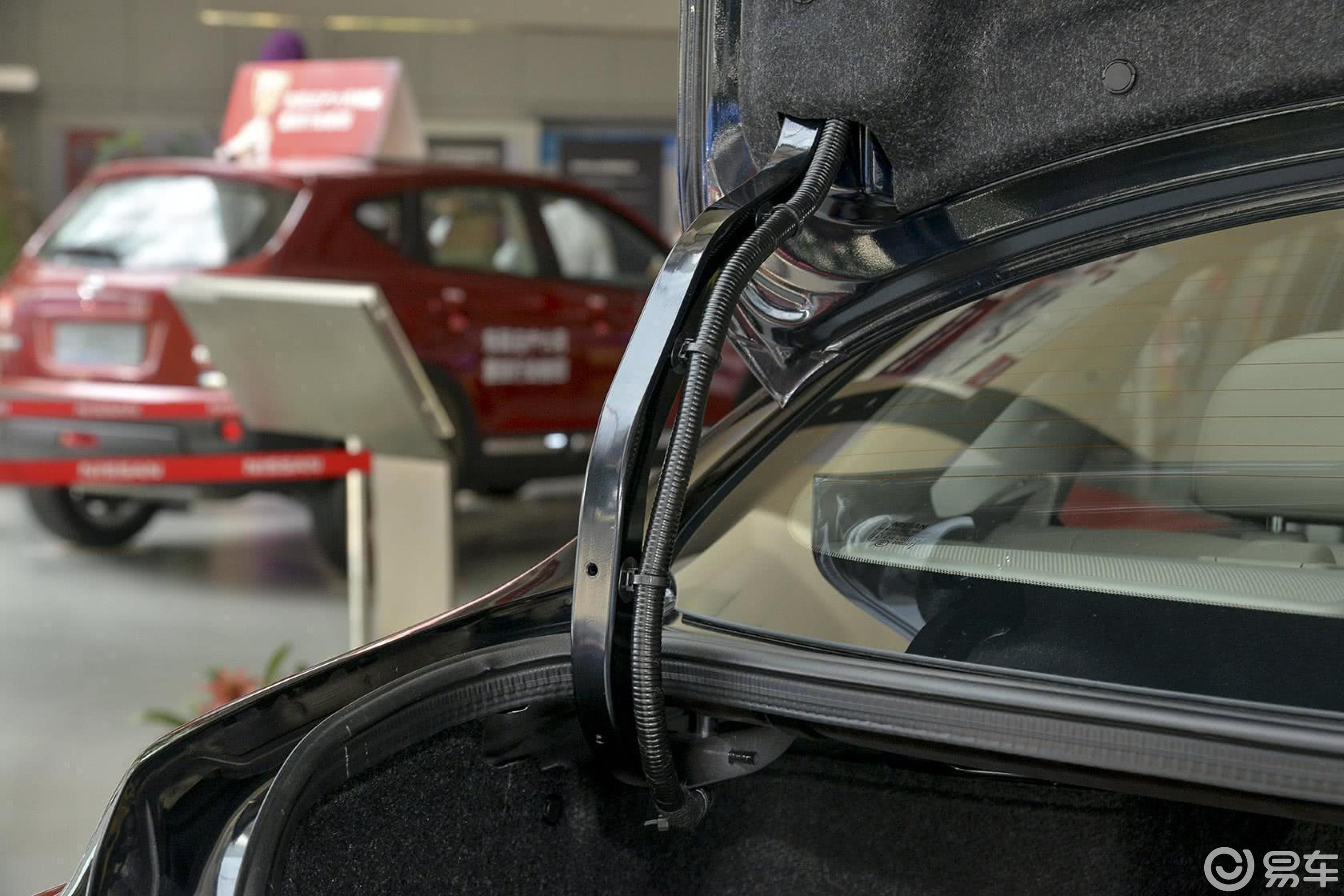 【2014款 1.6L CVT XV 尊享版汽车图片-汽车图片大全】-易车