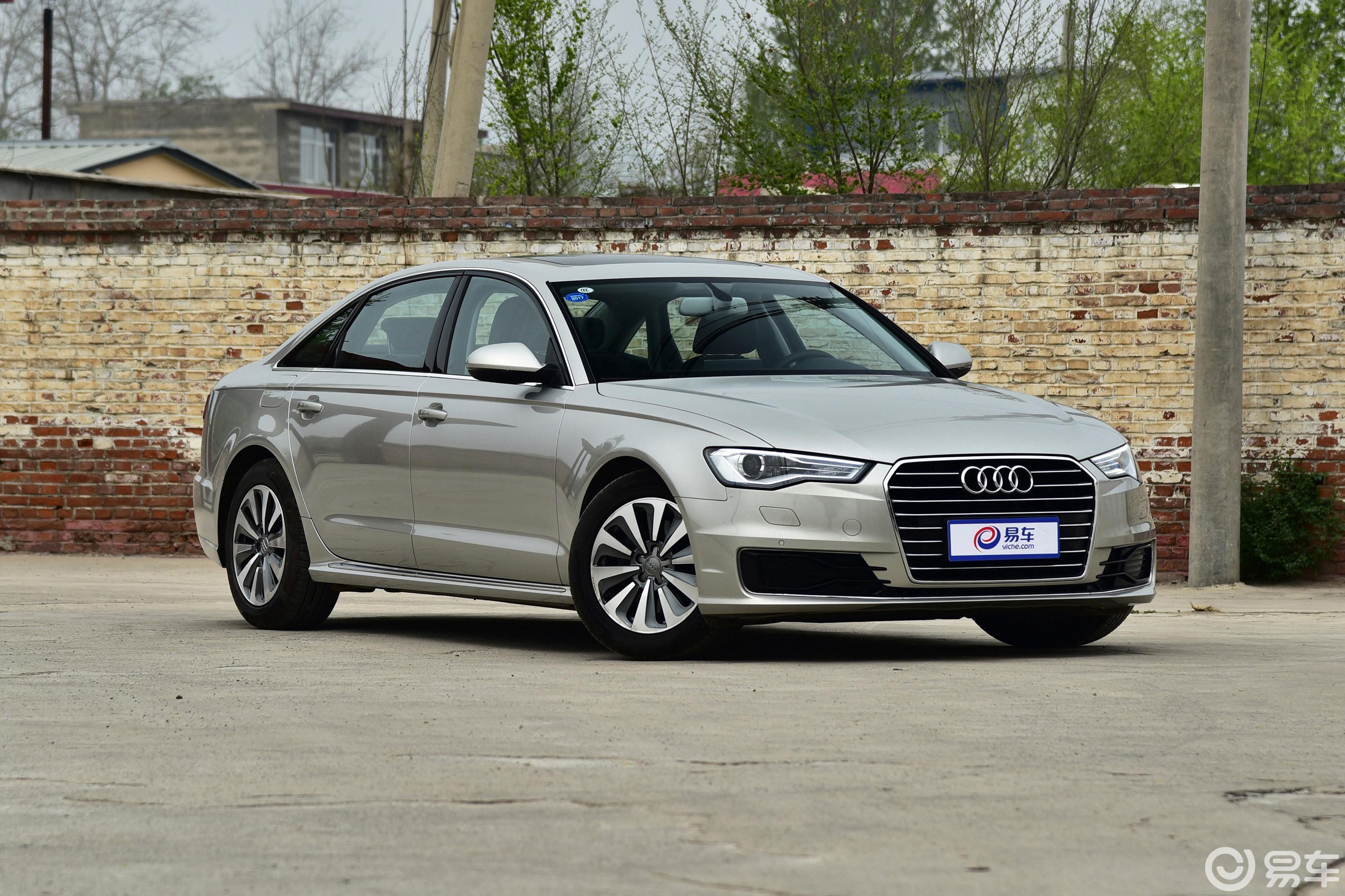 【奥迪A6L30 FSI 舒适版侧前45度车头向右水平图片-汽车图片大全】-易车