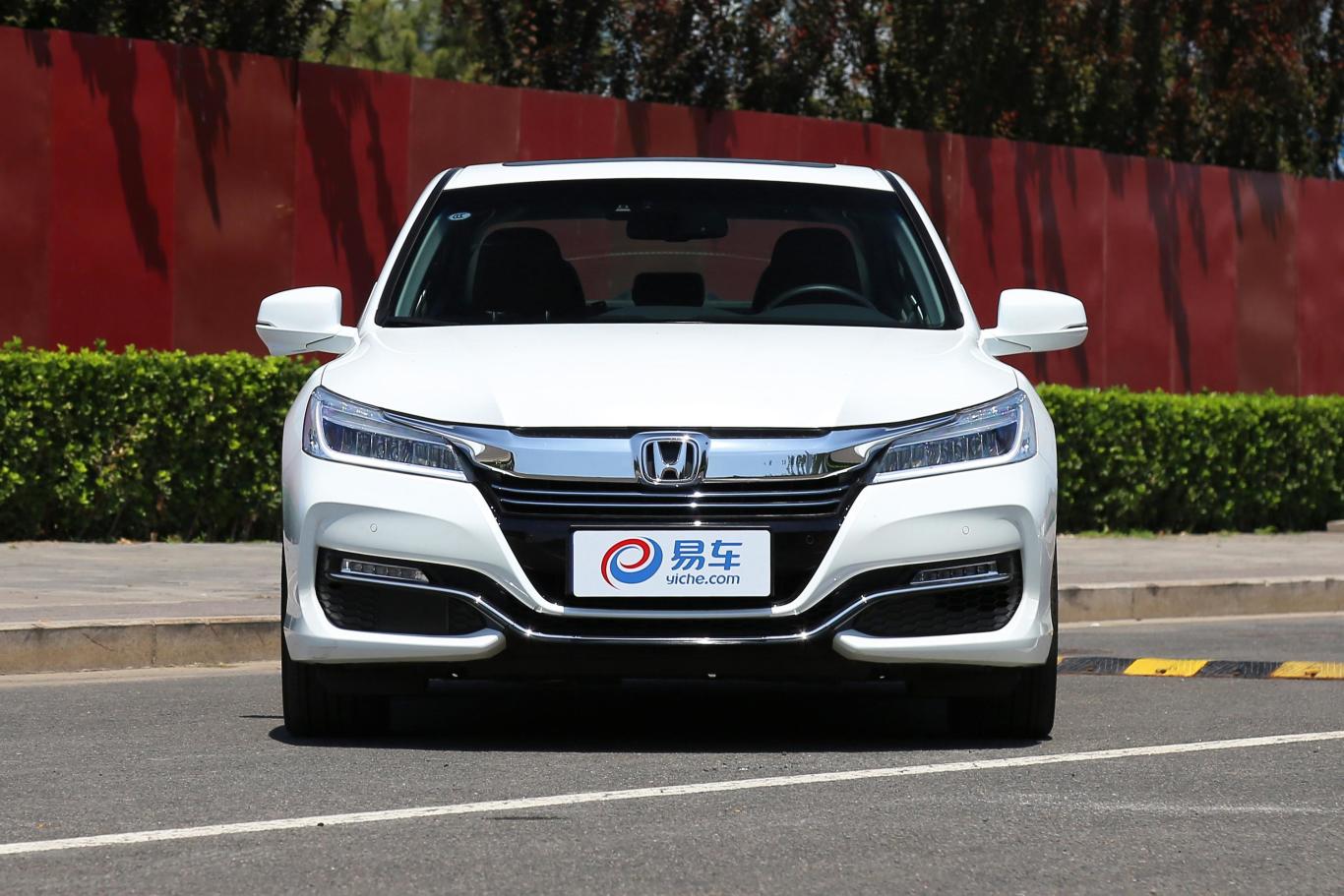 【雅阁混动 2.0L E-CVT 锐尊版正前水平图片-汽车图片大全】-易车