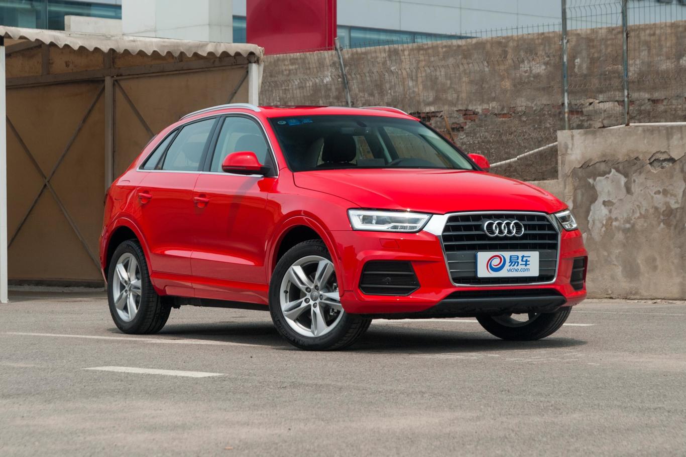 【奥迪Q330 TFSI 风尚版侧前45度车头向右水平图片-汽车图片大全】-易车