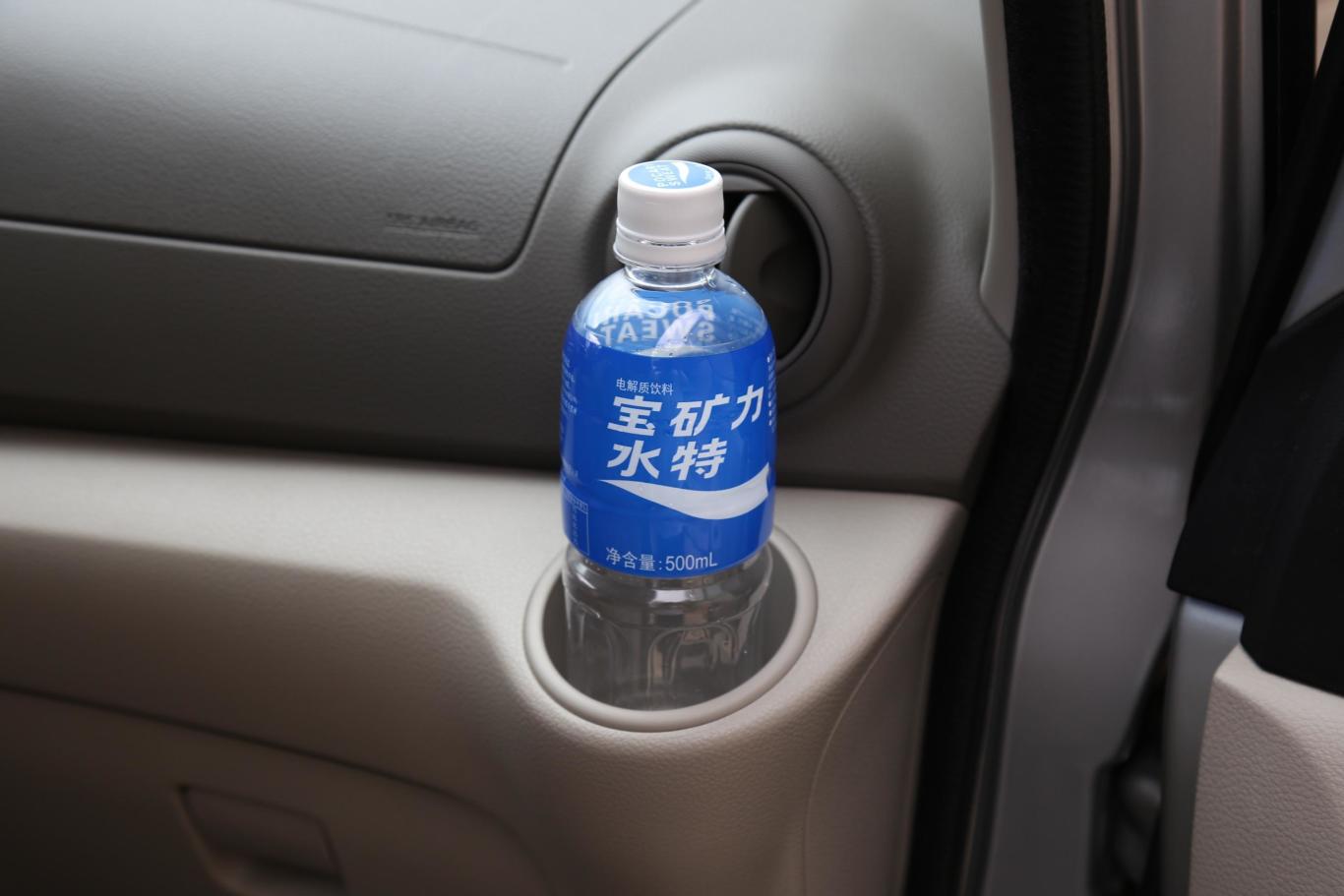 【日产NV2001.6L CVT 尊享版内饰图片-汽车图片大全】-易车