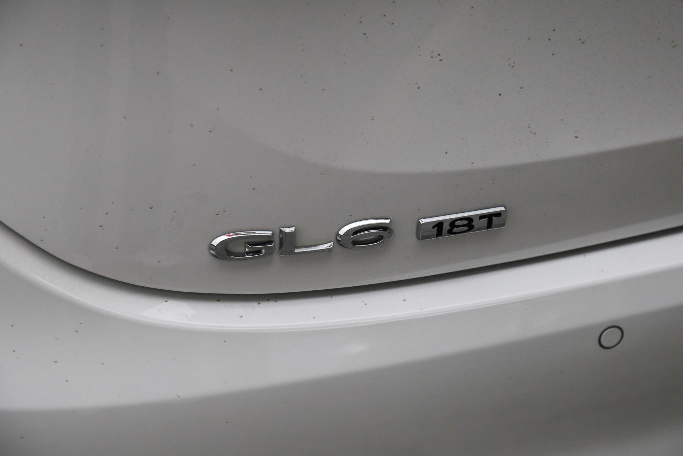 【别克GL618T 互联豪华版 5座 国V外观图片-汽车图片大全】-易车