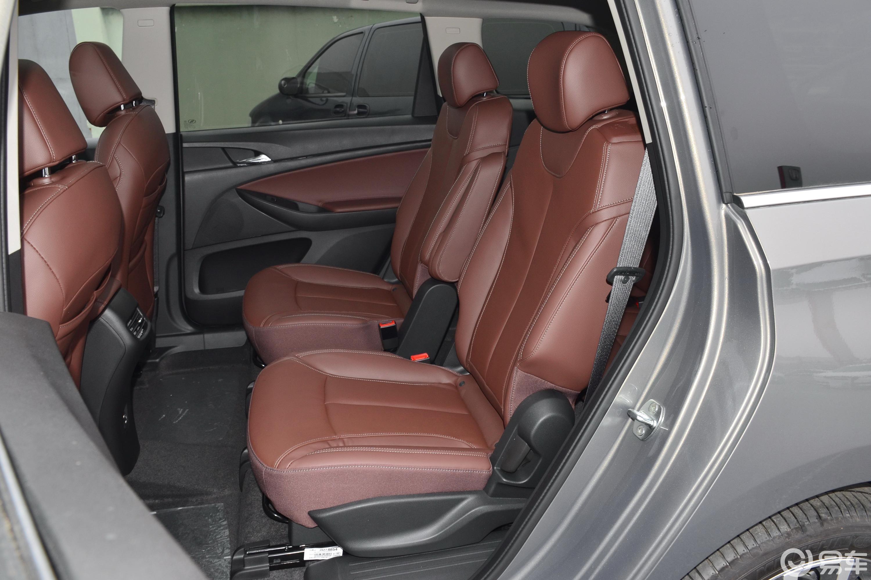 【别克GL618T 互联尊贵版 6座 国V后排座椅图片-汽车图片大全】-易车