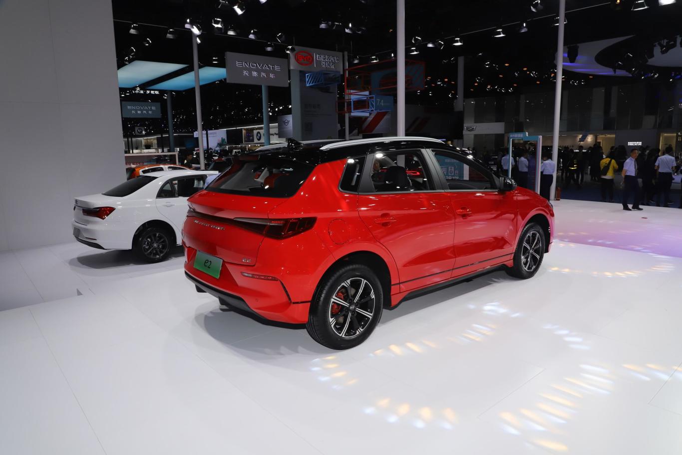 【比亚迪e2图片-汽车图片大全】-易车