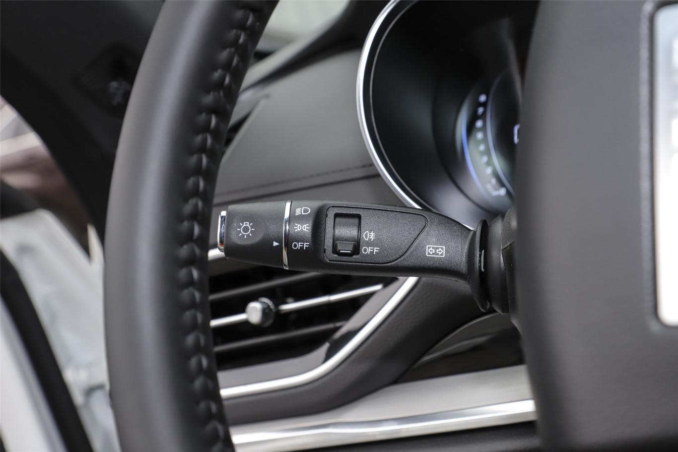 【捷途X70 Coupe1.6T 双离合 劲Cool内饰图片-汽车图片大全】-易车