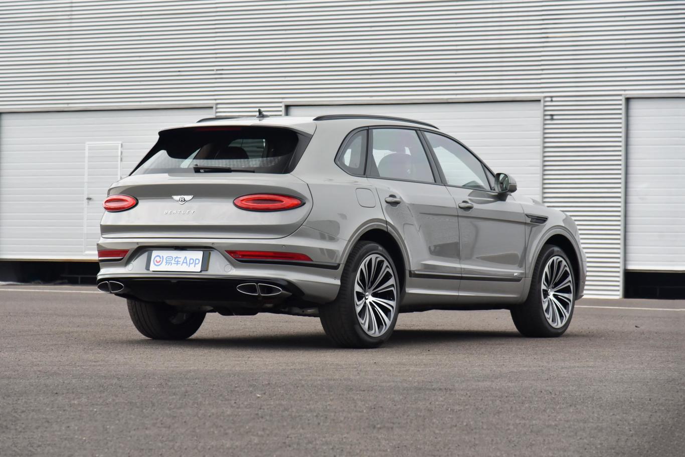 【添越4.0T V8外观图片-汽车图片大全】-易车