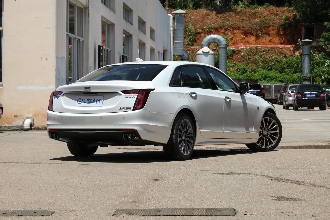 【凯迪拉克CT6改款 28T 领先运动型侧后45度车头向右水平图片-汽车图片大全】-易车
