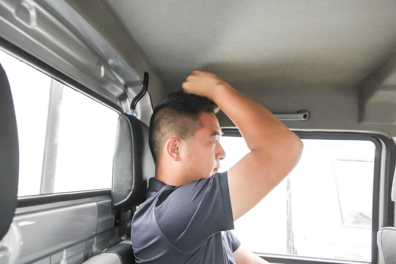 【祥菱VV1 1.6L 双排栏板微卡 3400轴距 国VI后排头部空间图片-汽车图片大全】-易车