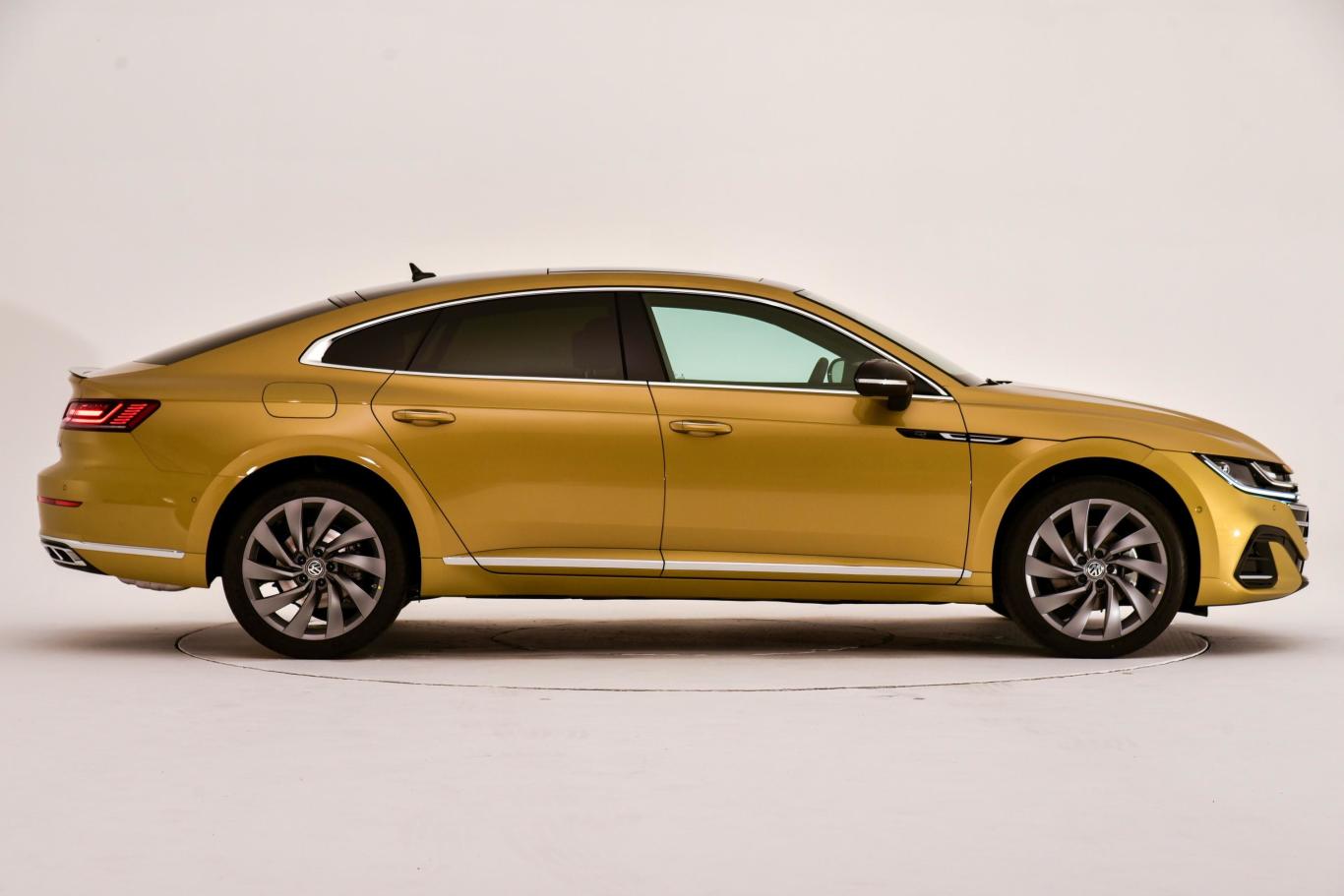 【一汽-大众CC380TSI 耀目版正侧车头向右水平图片-汽车图片大全】-易车