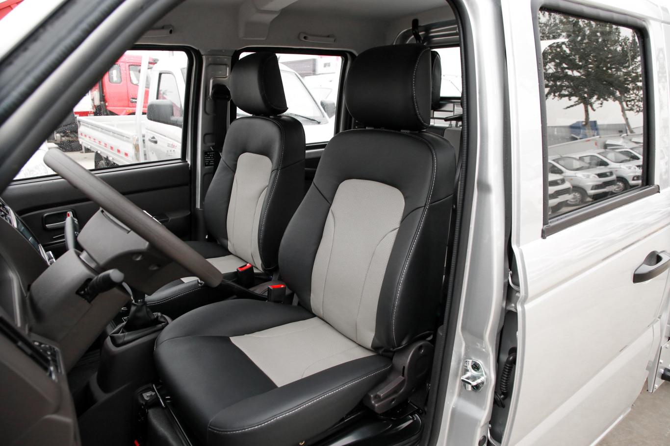 【祥菱VV1 1.6L 手动挡 双排栏板微卡 国VI驾驶员座椅图片-汽车图片大全】-易车