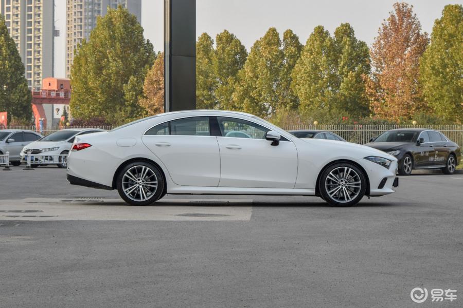 【奔驰CLS级2021款CLS 260正侧车头向右水平汽车图片-汽车图片大全】-易车