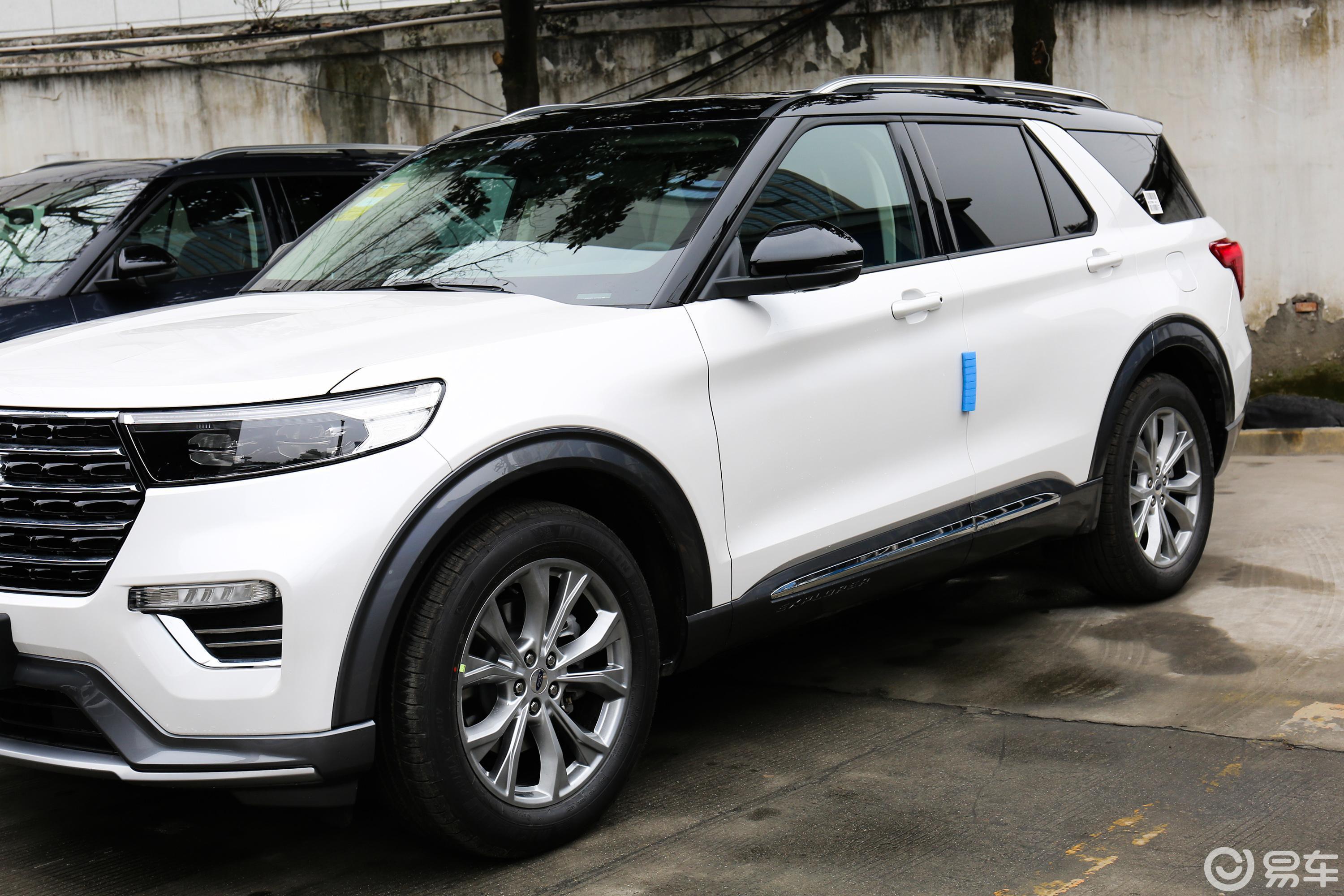 【探险者EcoBoost 285 两驱风尚版 7座外观图片-汽车图片大全】-易车