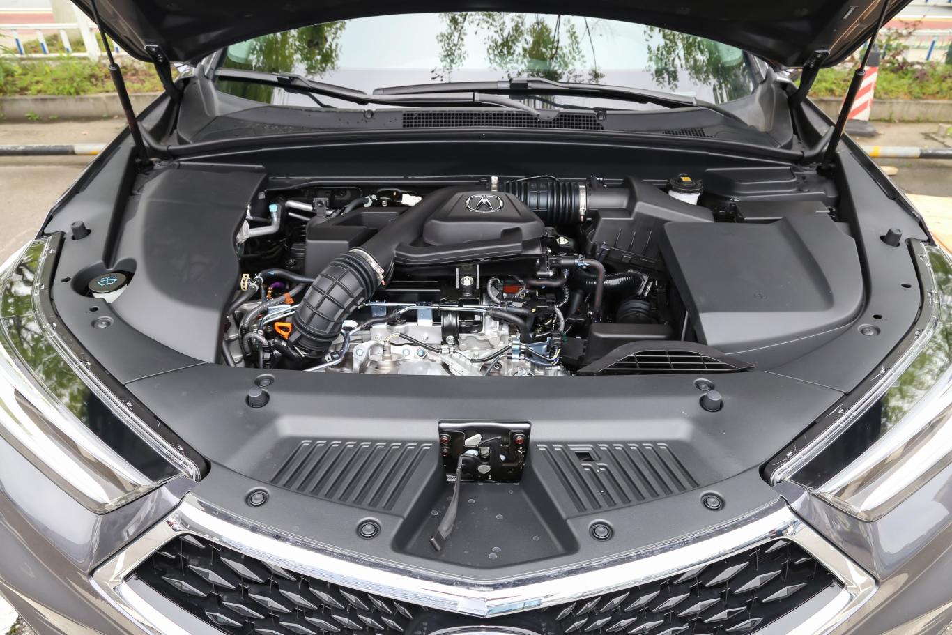 【讴歌CDX1.5T 两驱 尊享智能安全版前舱整体图片-汽车图片大全】-易车