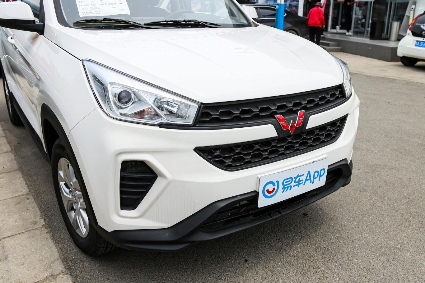 【五菱宏光S31.5T 手动 标准型 国VI前格栅侧俯拍图片-汽车图片大全】-易车