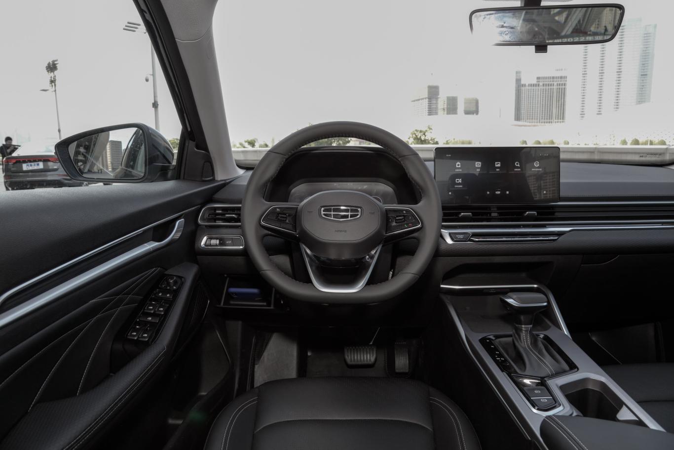 【帝豪第4代 1.5L CVT尊贵型驾驶位区域图片-汽车图片大全】-易车