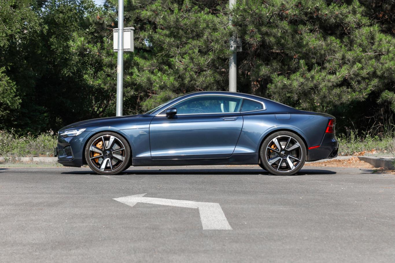 【Polestar 12.0T 135km 标准型正侧车头向左水平图片-汽车图片大全】-易车