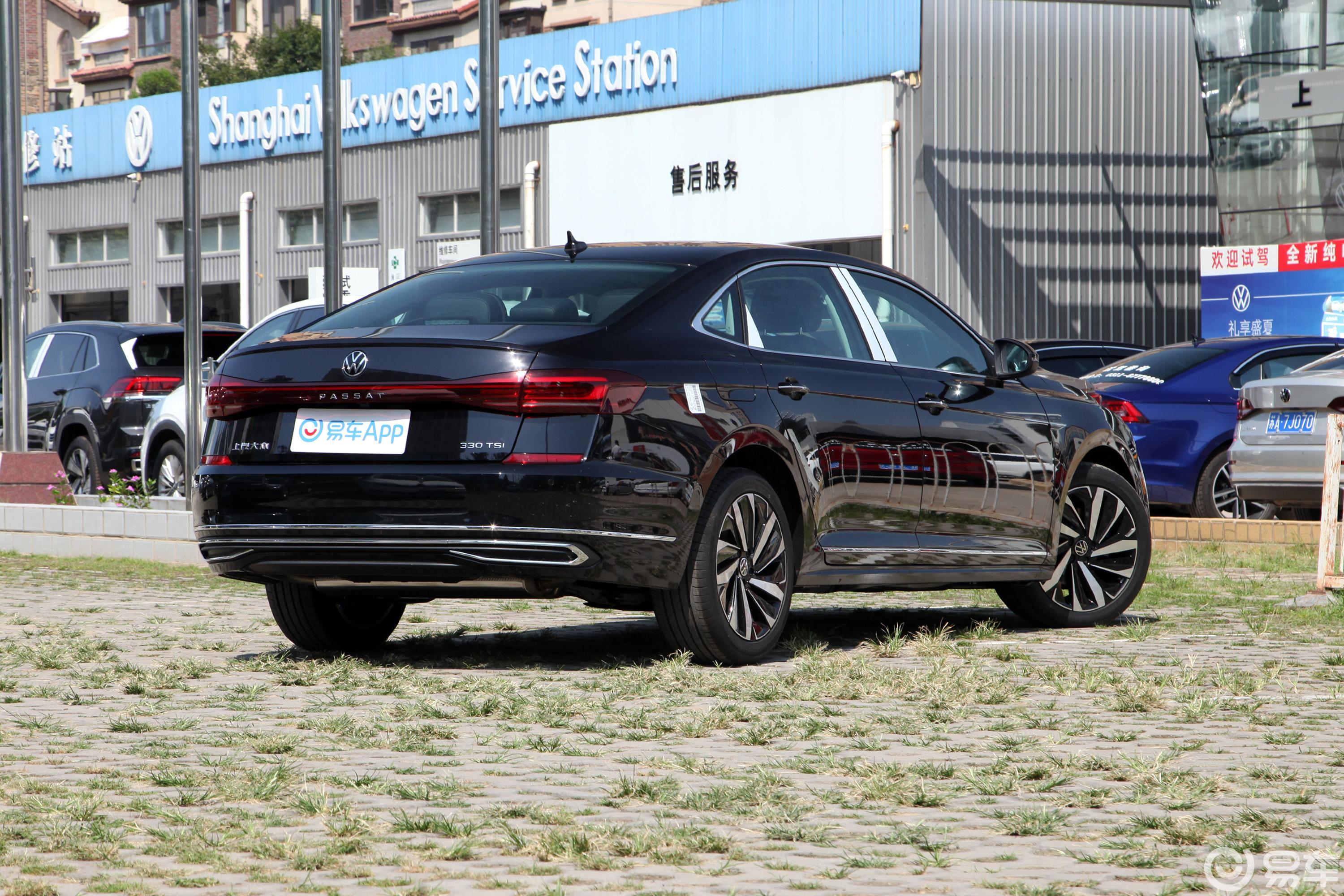 【帕萨特330TSI 星空豪华版侧后45度车头向右水平图片-汽车图片大全】-易车