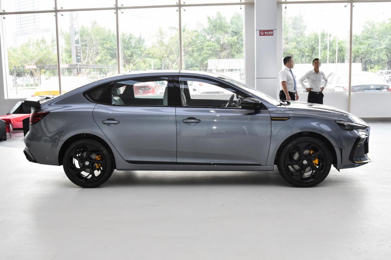 【MG6PRO 1.5T Trophy豪华版正侧车头向右水平图片-汽车图片大全】-易车