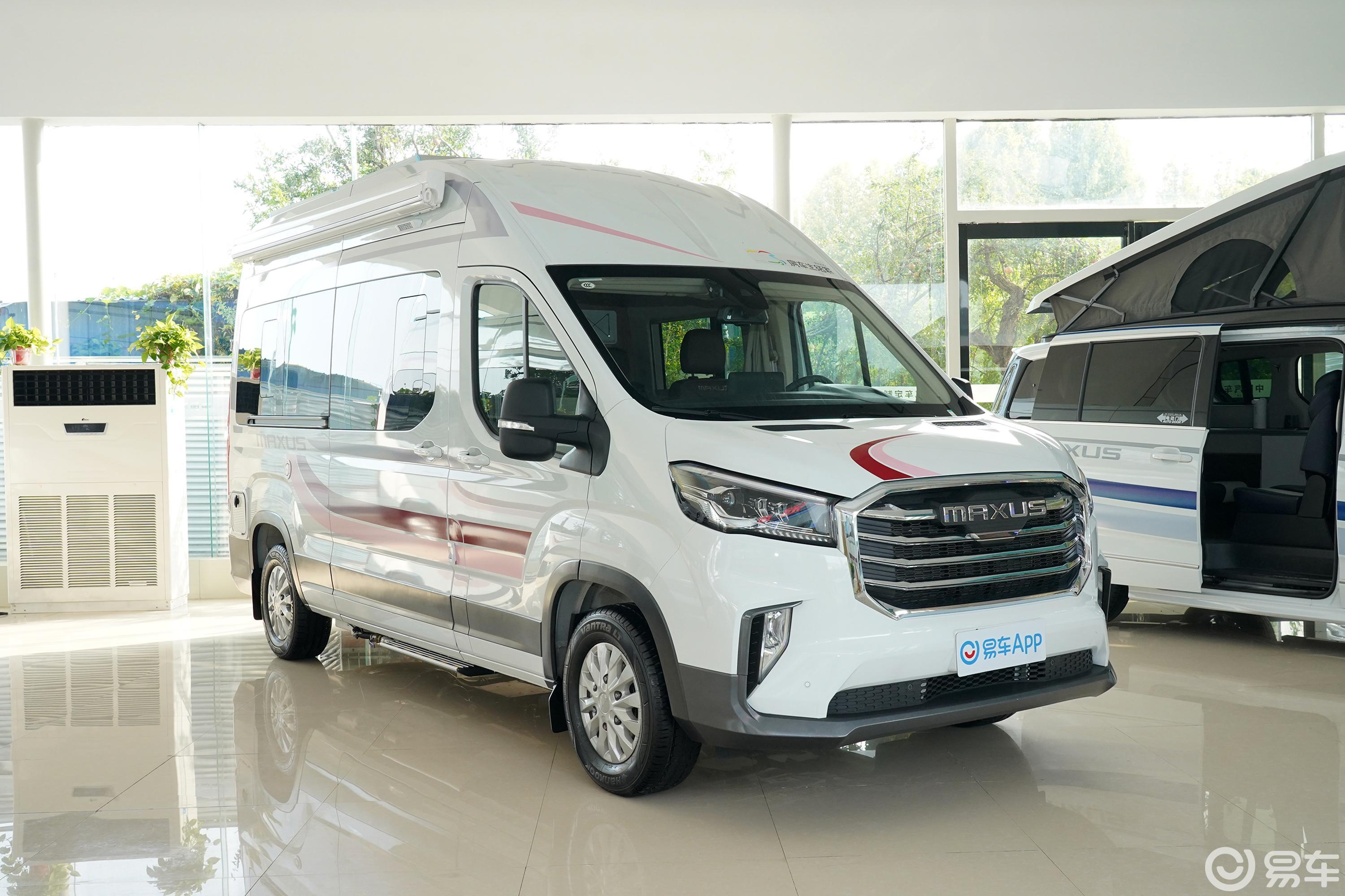 【上汽大通MAXUS V90房车旅行家V90 2.0T 自动 横床豪华版侧前45度车头向右水平图片-汽车图片大全】-易车