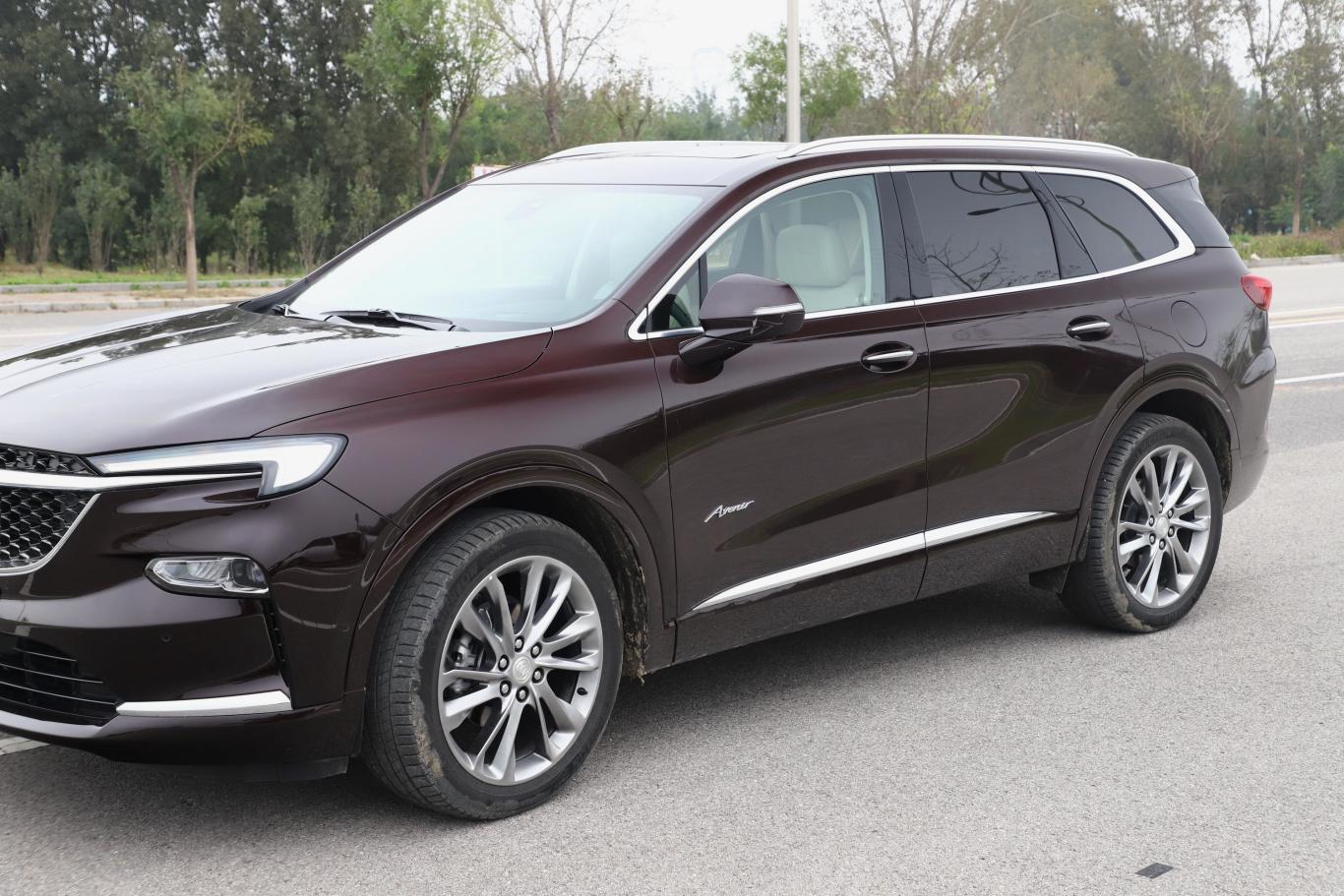 【昂科旗652T 四驱Avenir艾维亚 6座外观图片-汽车图片大全】-易车