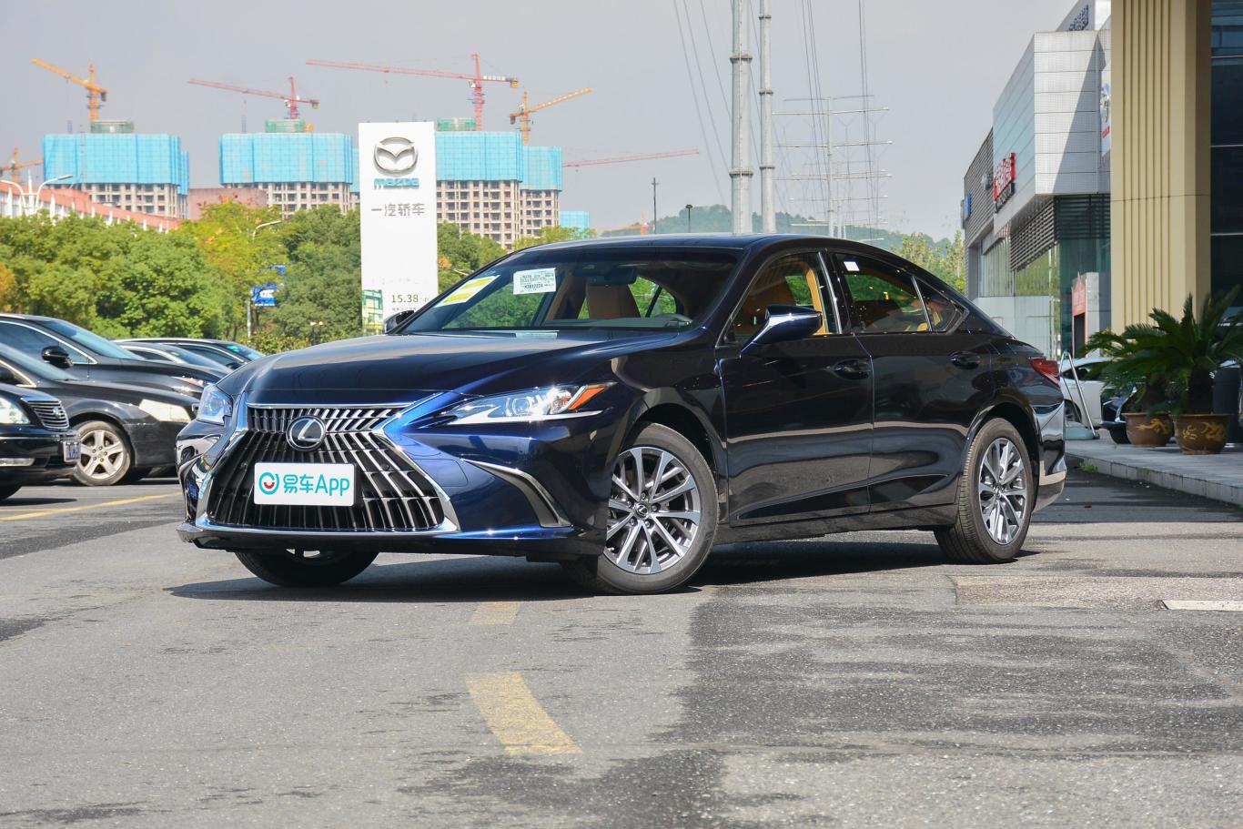 【雷克萨斯ES200 CVT卓越版侧前45度车头向左水平图片-汽车图片大全】-易车
