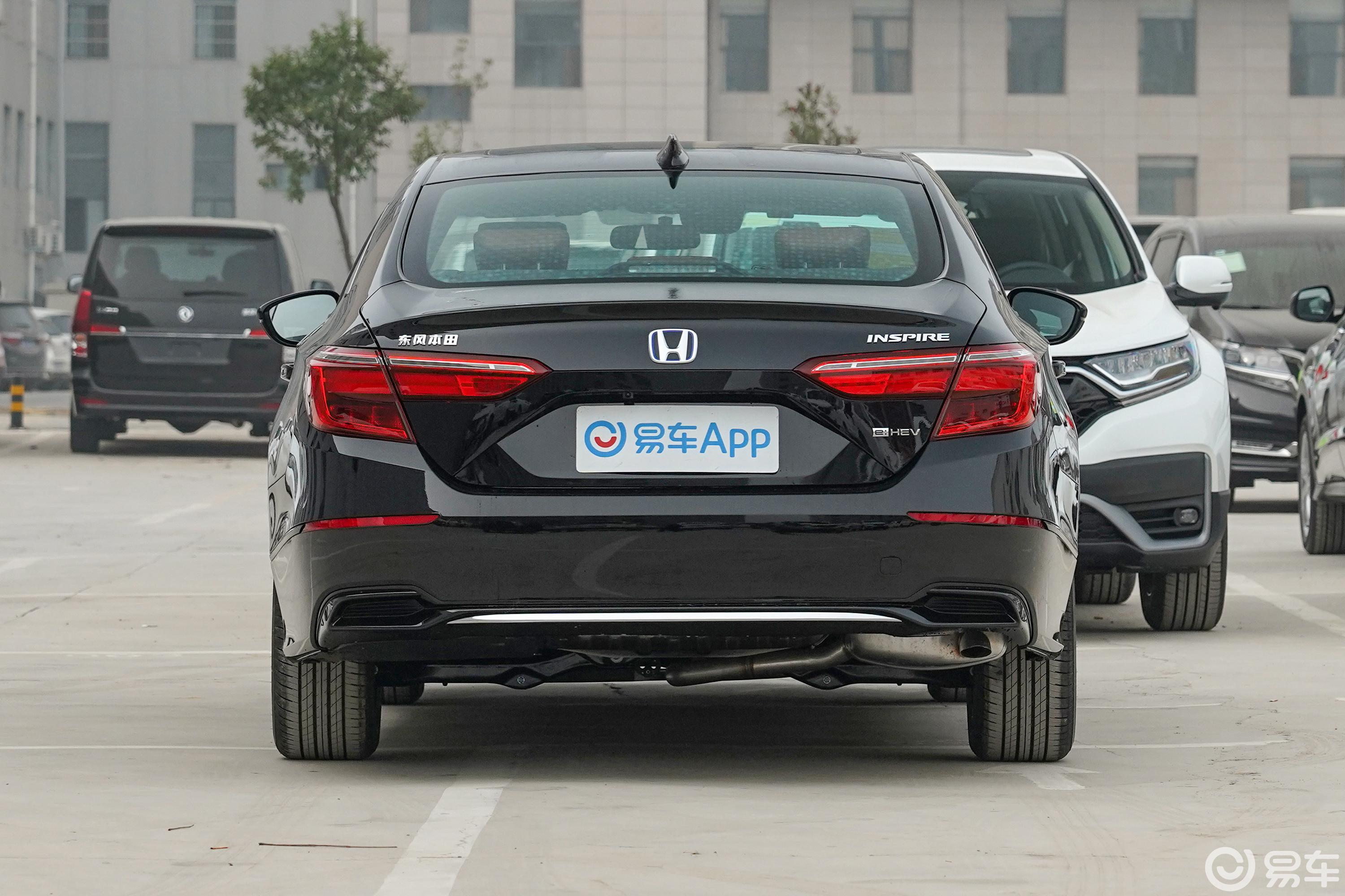 【英仕派锐·混动 2.0L E-CVT 净雅版正后水平图片-汽车图片大全】-易车