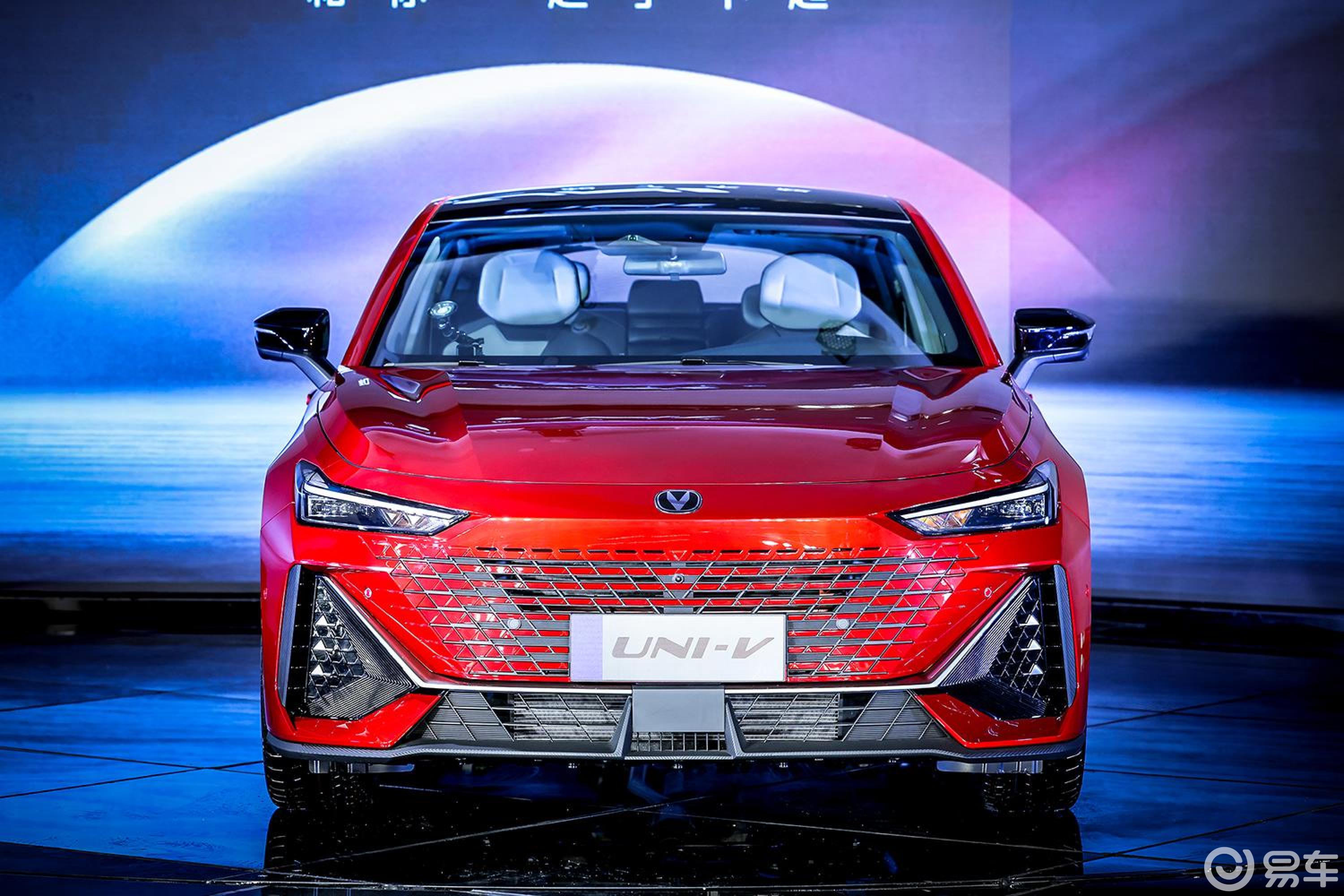 【长安UNI-V图片-汽车图片大全】-易车