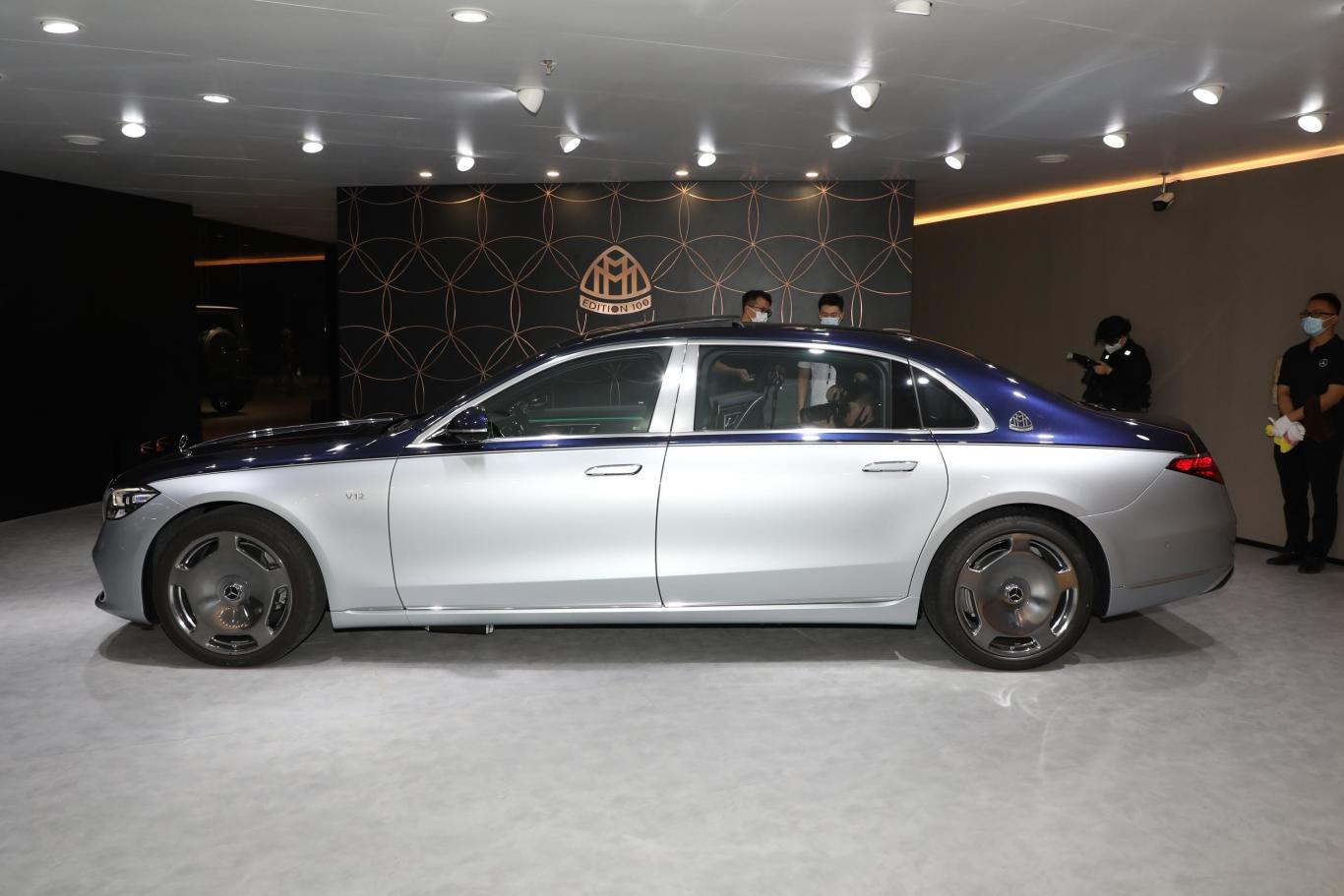 【迈巴赫S级S 680 4MATIC 100周年纪念版正侧车头向左水平图片-汽车图片大全】-易车
