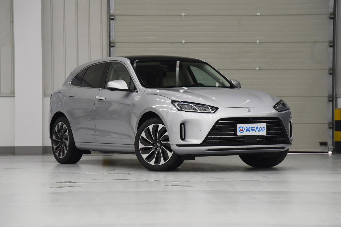 【问界M5增程版 180km 四驱旗舰版侧前45度车头向右水平图片-汽车图片大全】-易车