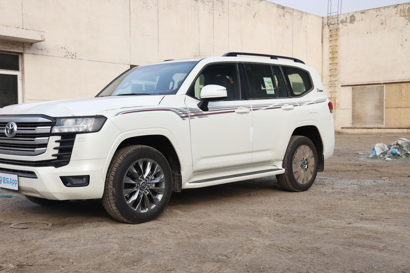 【兰德酷路泽(进口)3.5T GX-R 中东版外观细节图片-汽车图片大全】-易车