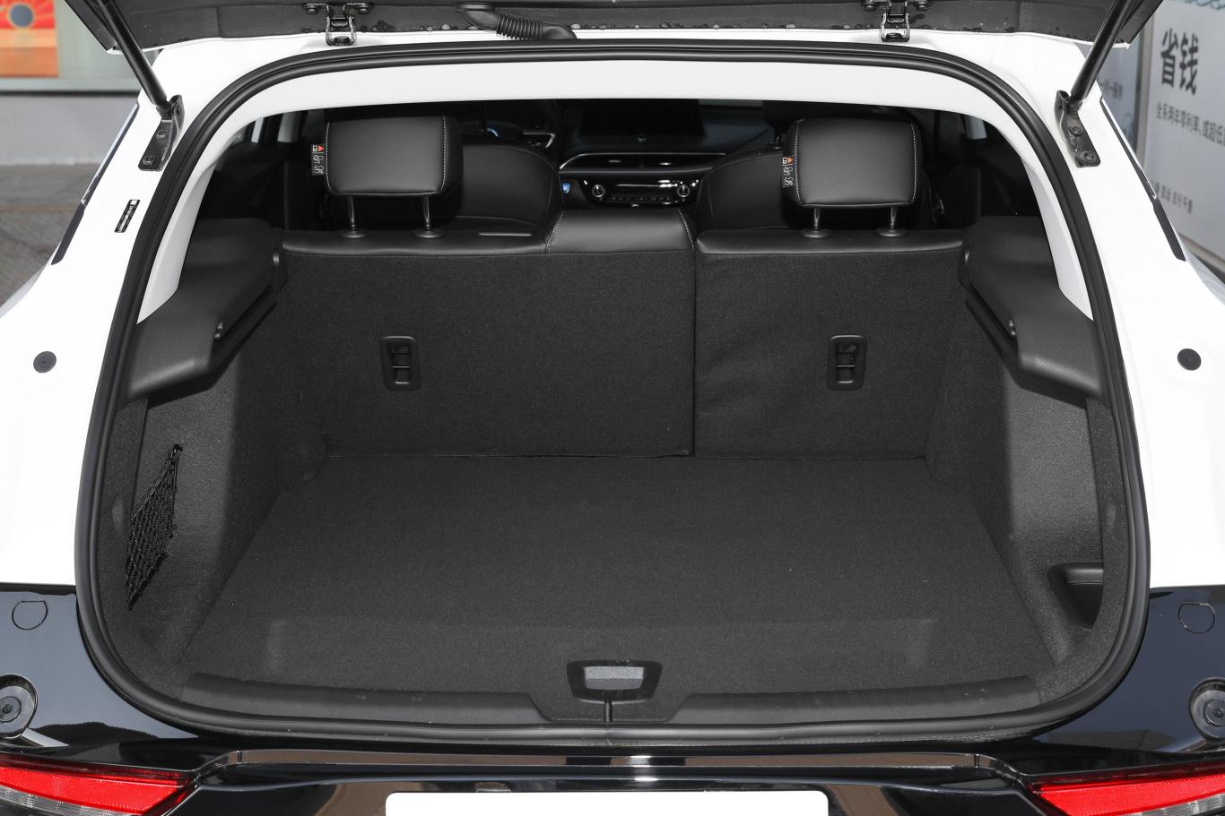 【微蓝VELITE 6 纯电动518km 互联智慧型 PLUS后备厢空间特写图片-汽车图片大全】-易车