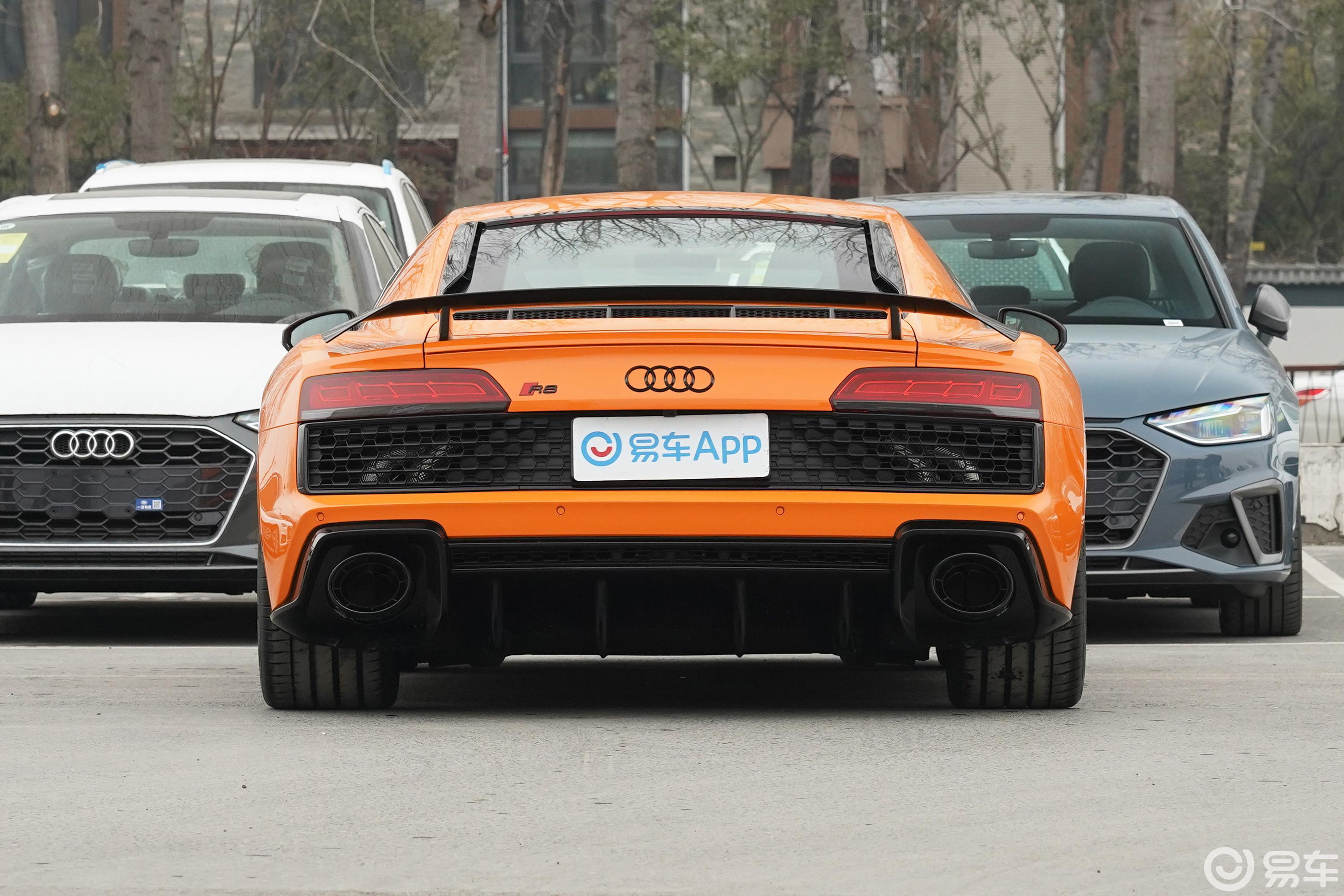 【奥迪R85.2L Coupe Performance正后水平图片-汽车图片大全】-易车