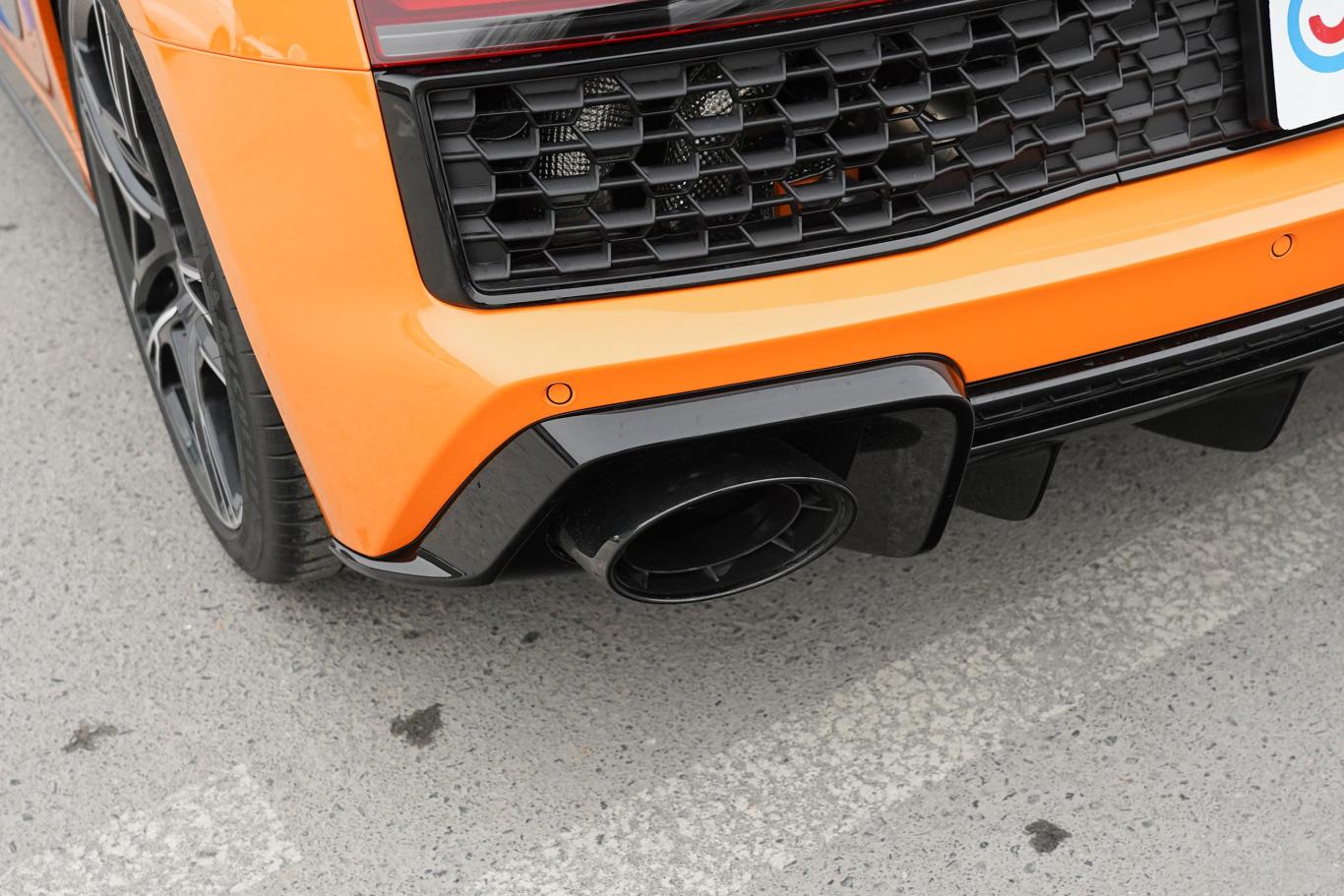 【奥迪R85.2L Coupe Performance外观细节图片-汽车图片大全】-易车