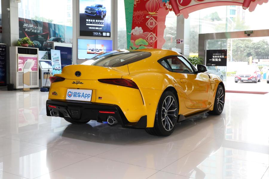 【SUPRA2021款GR SUPRA 2.0T 标准型侧后45度车头向右水平汽车图片-汽车图片大全】-易车