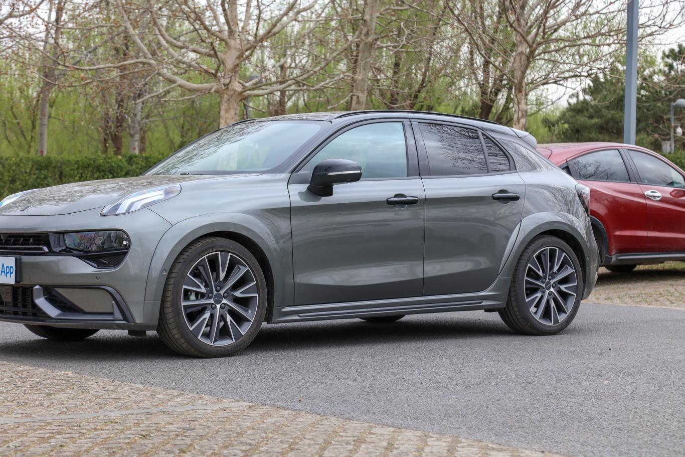 【领克02 Hatchback2.0TD 双离合Pro外观细节图片-汽车图片大全】-易车