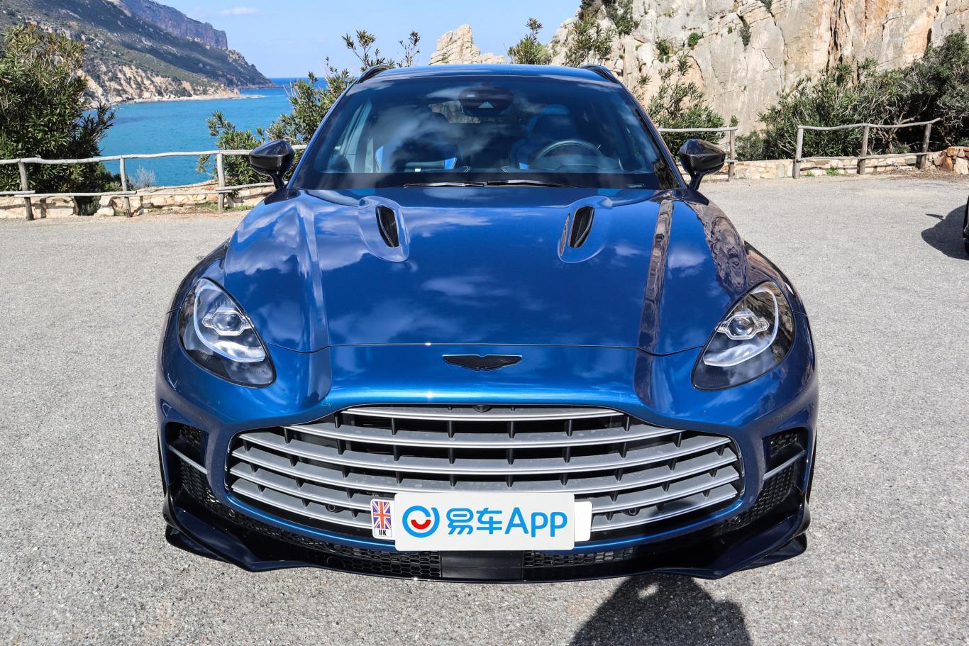 【阿斯顿·马丁DBX4.0T V8 707正前水平图片-汽车图片大全】-易车