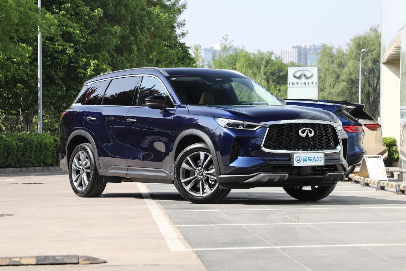 【英菲尼迪QX602.0T 手自一体 四驱 豪华版侧前45度车头向右水平图片-汽车图片大全】-易车