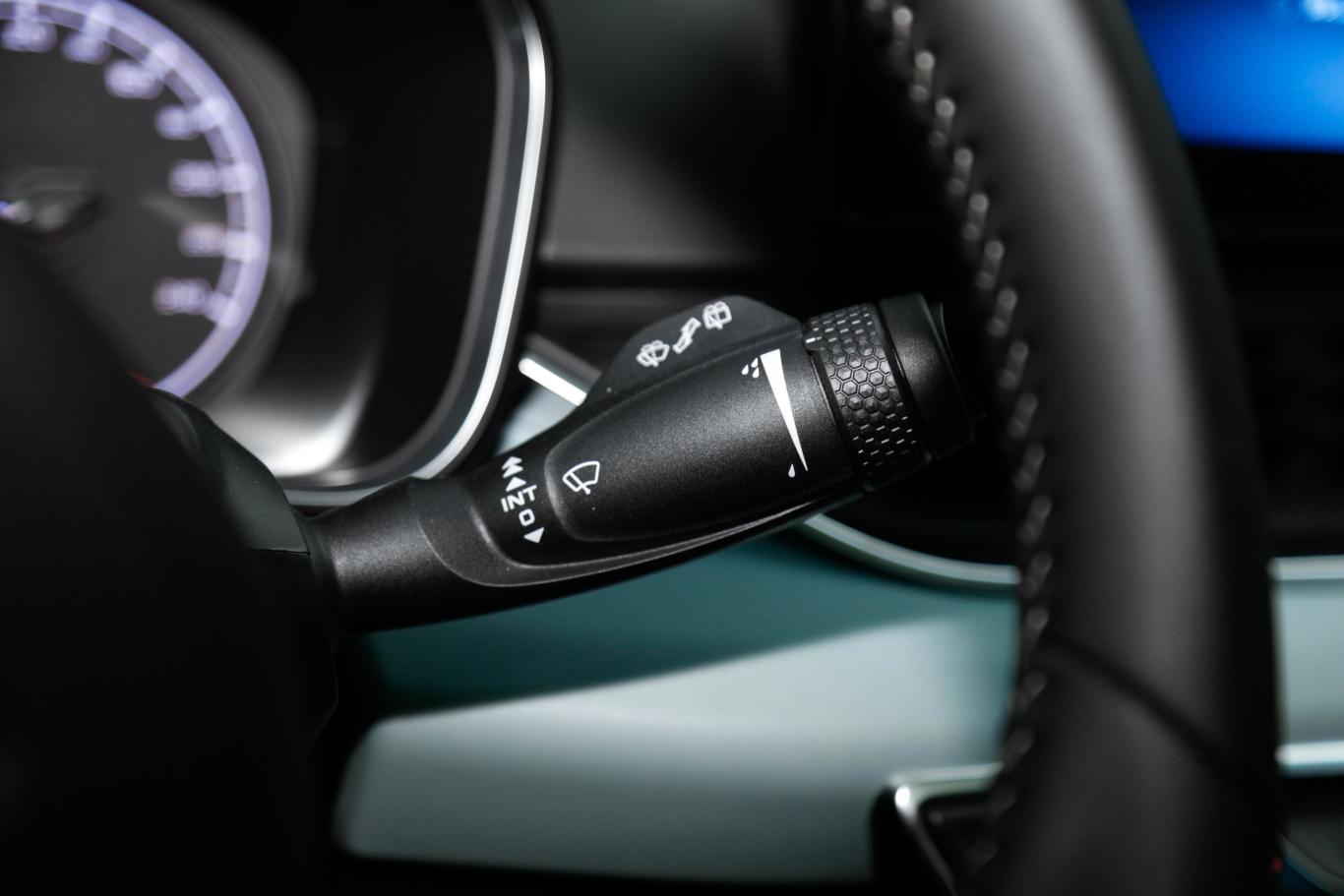 【帝豪S1.4T CVT 跨界玩家版主驾驶位图片-汽车图片大全】-易车