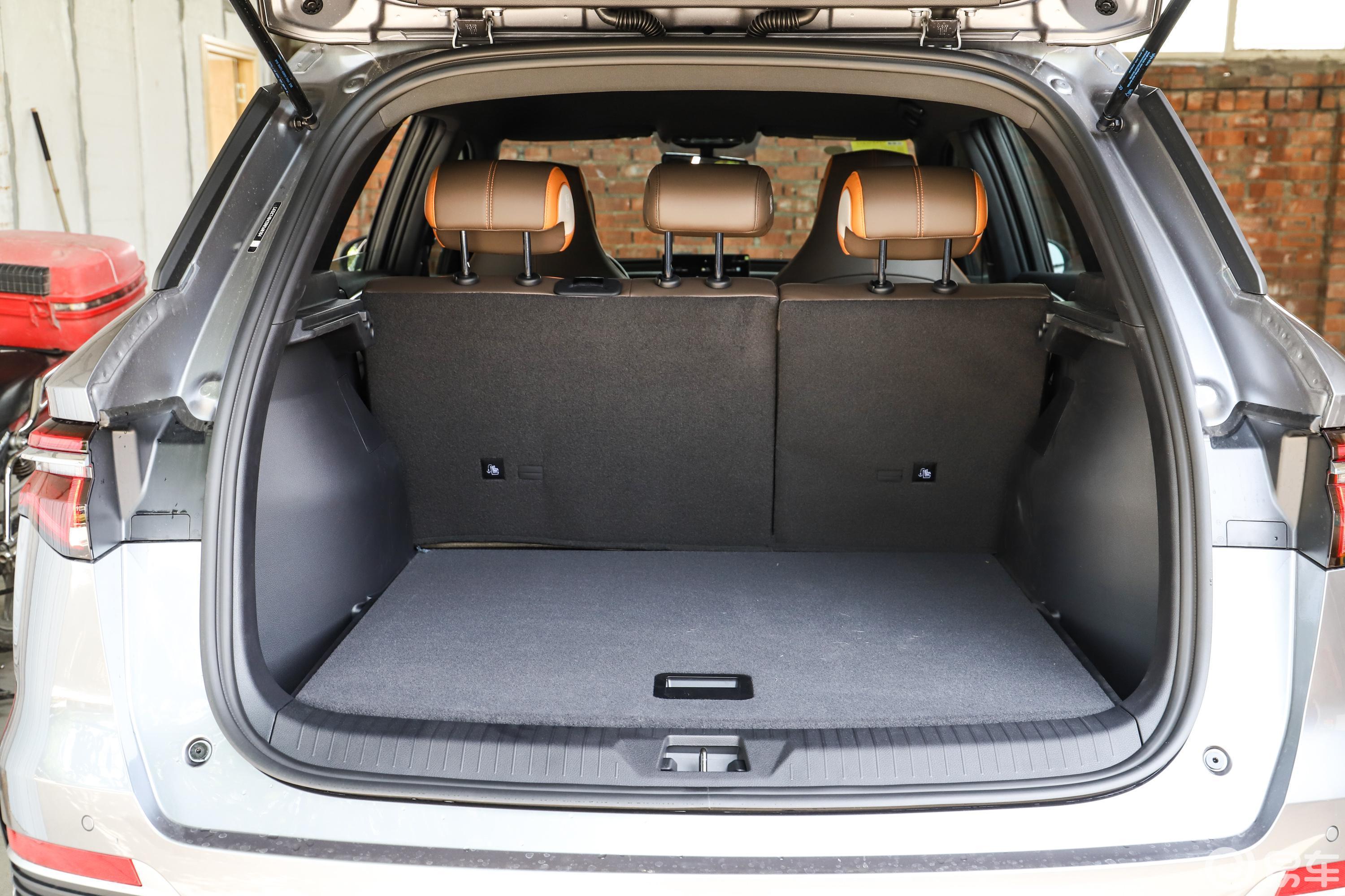 【宋Pro新能源DM-i 1.5L 51KM 豪华型后备厢空间特写图片-汽车图片大全】-易车