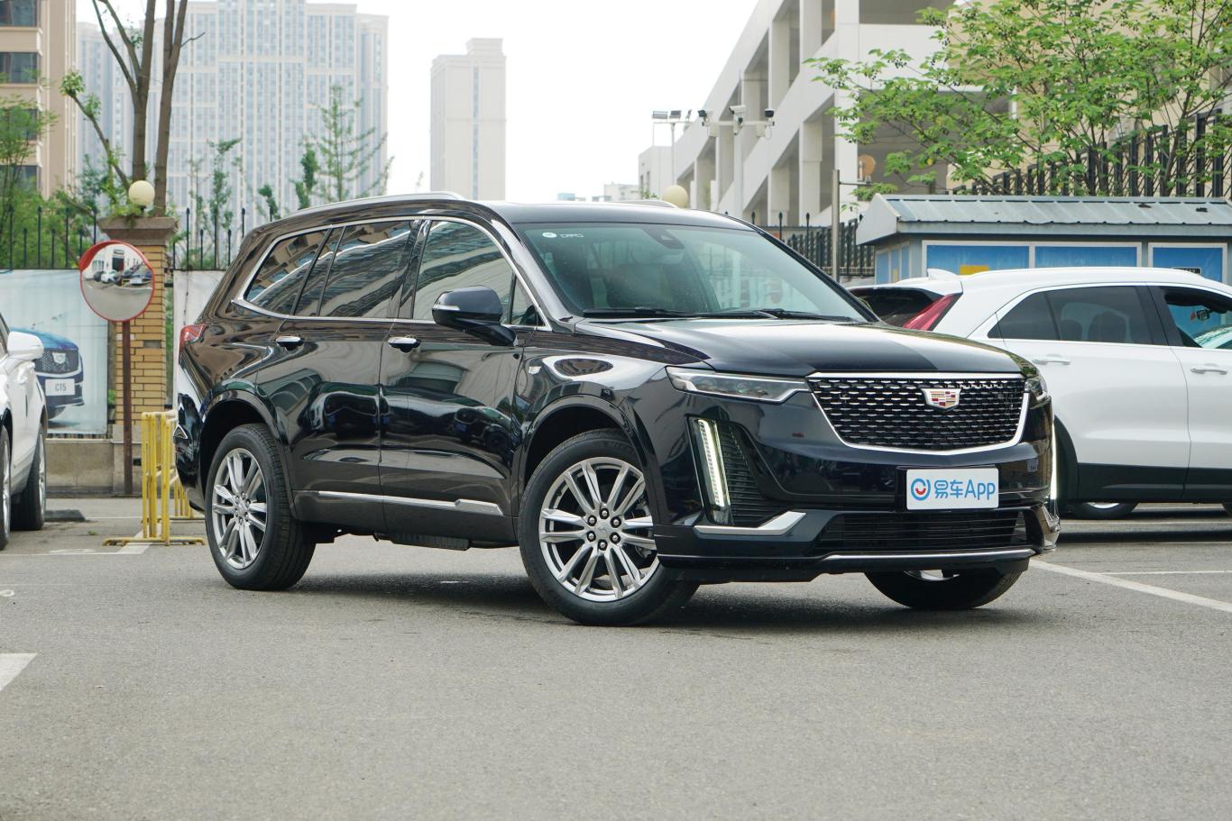 【凯迪拉克XT6轻混 2.0T 四驱豪华型标准版 6座侧前45度车头向右水平图片-汽车图片大全】-易车