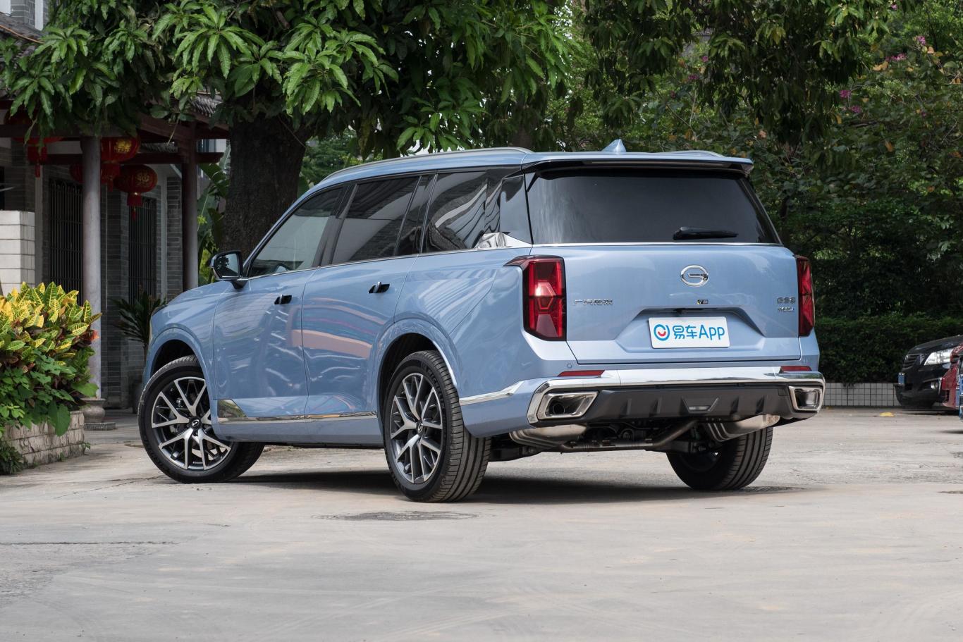 【传祺GS8双擎 2.0T 两驱尊贵版 6座侧后45度车头向左水平图片-汽车图片大全】-易车