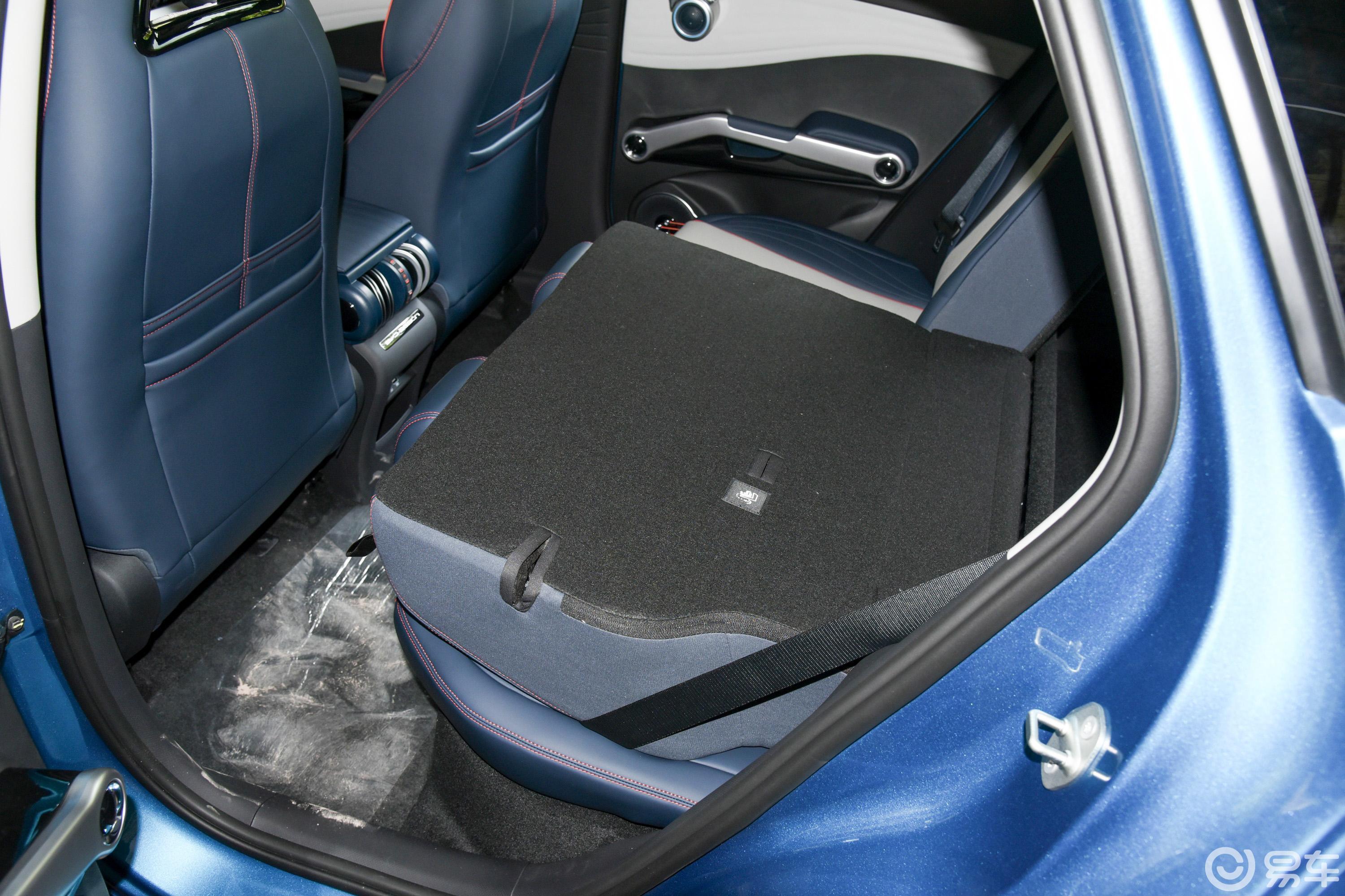 【元PLUS510KM 旗舰型PLUS后排空间图片-汽车图片大全】-易车