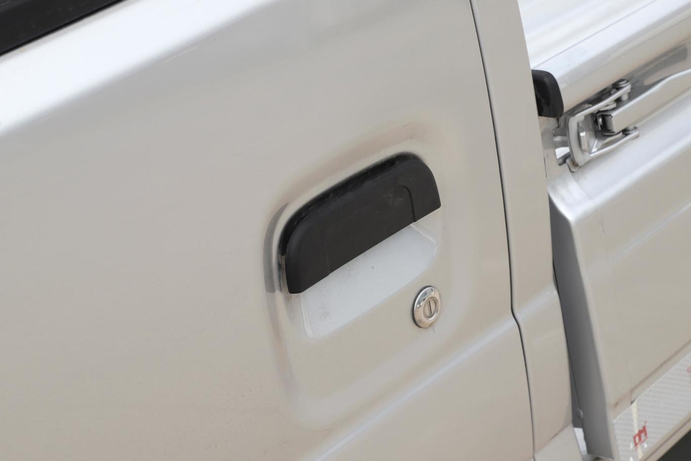 【东风小康K011.3L 手动 基本型 国VI驾驶员侧前门把手图片-汽车图片大全】-易车