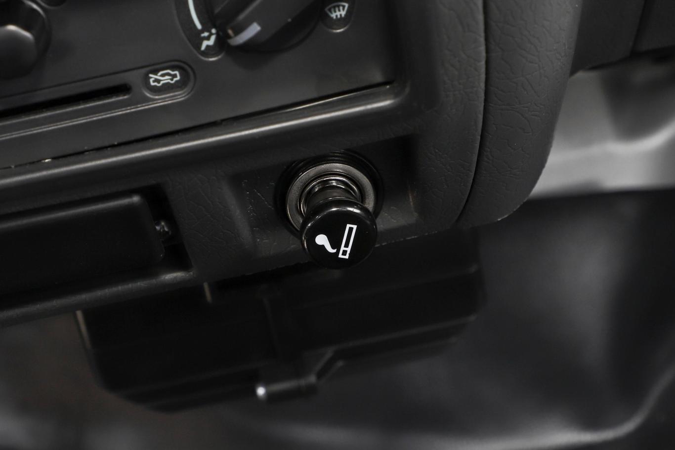 【东风小康K011.3L 手动 基本型 国VI内饰图片-汽车图片大全】-易车