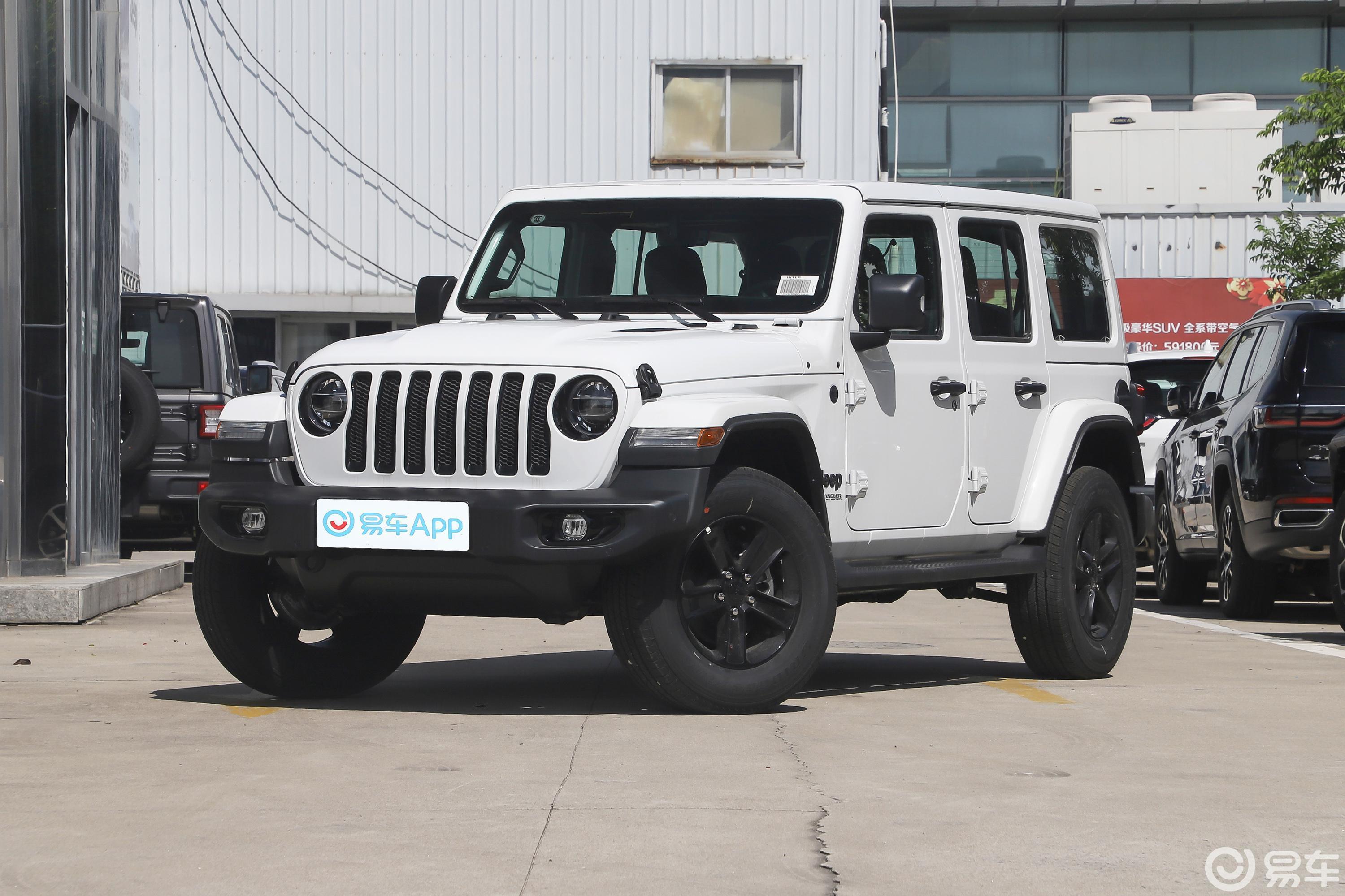 【牧马人2.0T 高地四门版侧前45度车头向左水平图片-汽车图片大全】-易车