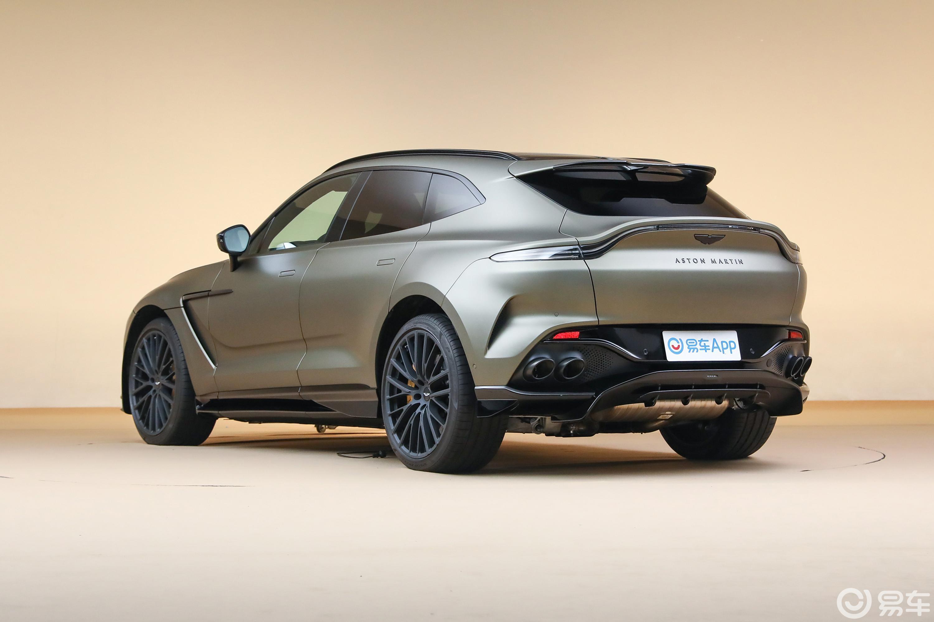 【阿斯顿·马丁DBX4.0T V8 707侧后45度车头向左水平图片-汽车图片大全】-易车